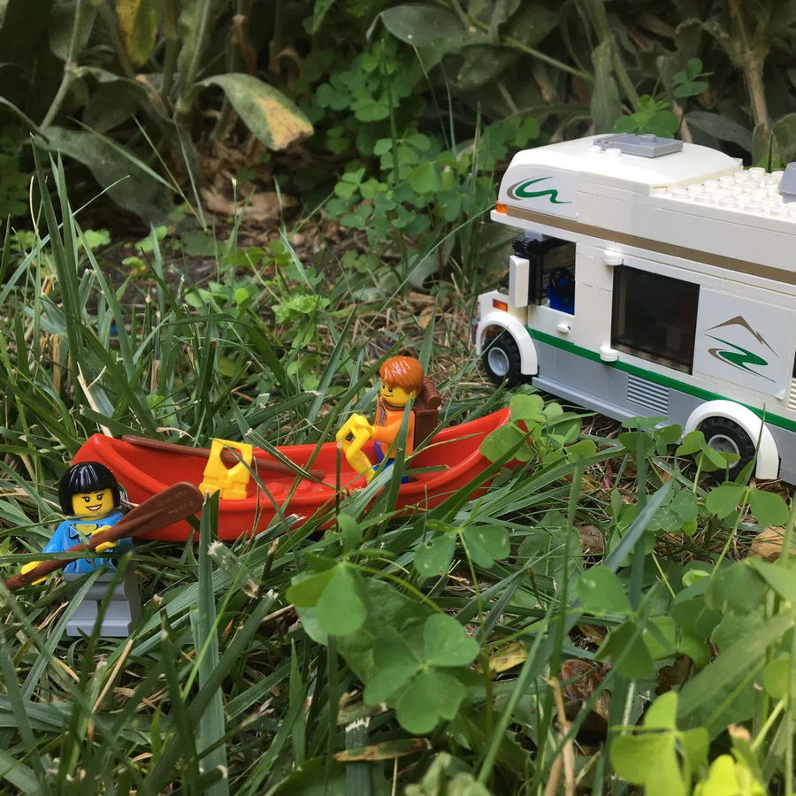 LEGO IDEAS - Holiday Snapshots - Ah, Camping