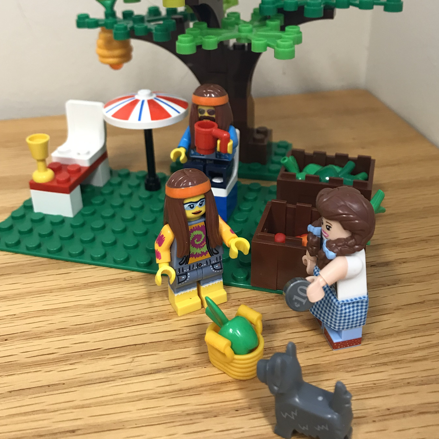 LEGO IDEAS - Making New Friends! - Produce Stand