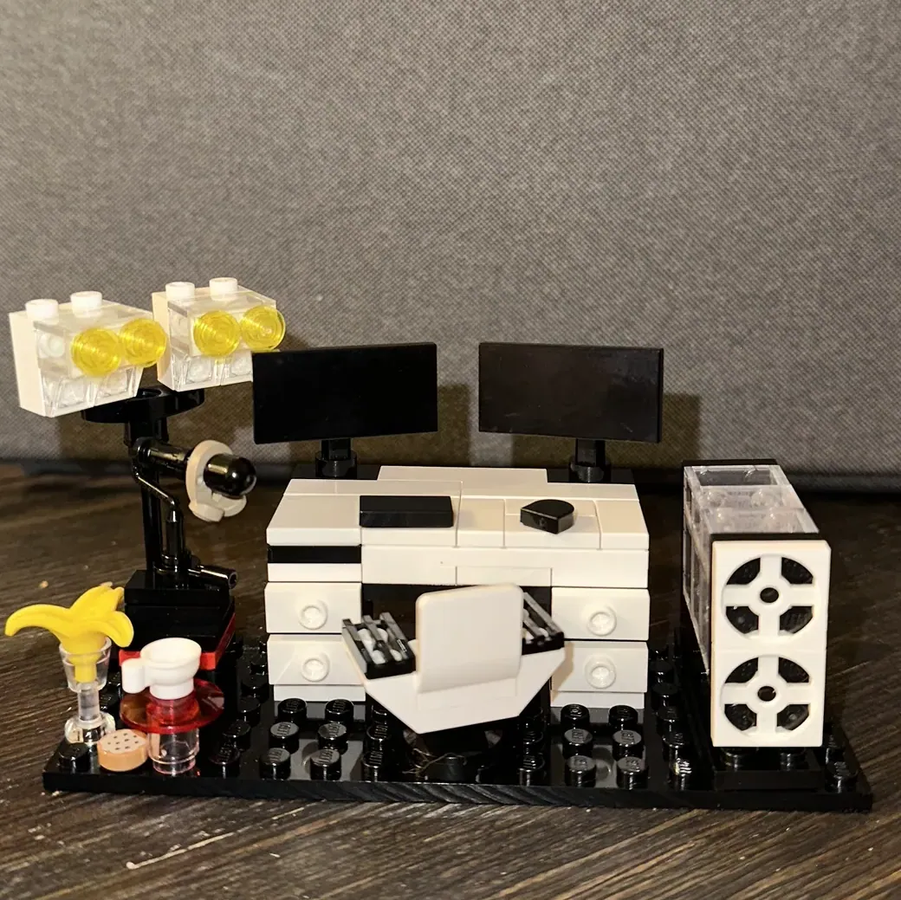 LEGO IDEAS - 🌇 Coming Together! - Gaming and Streaming Set Up