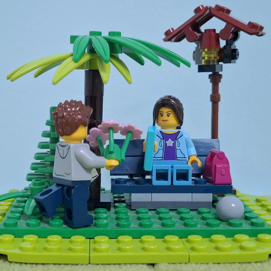 LEGO IDEAS - 🌇 Coming Together! - Meeting on the Bench