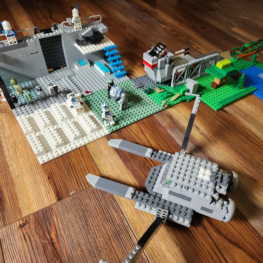 LEGO IDEAS - 🌇 Coming Together! - Star Base