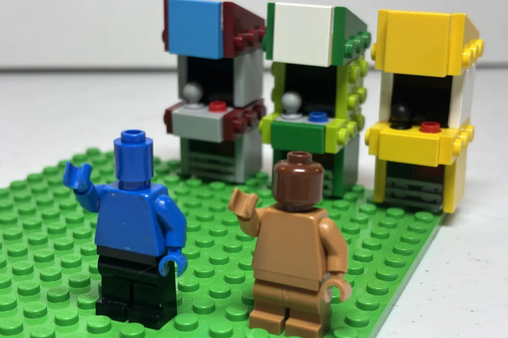 Regular Show: Mordecai and Rigby vs the Destroyer of Worlds | LEGO® Ideas