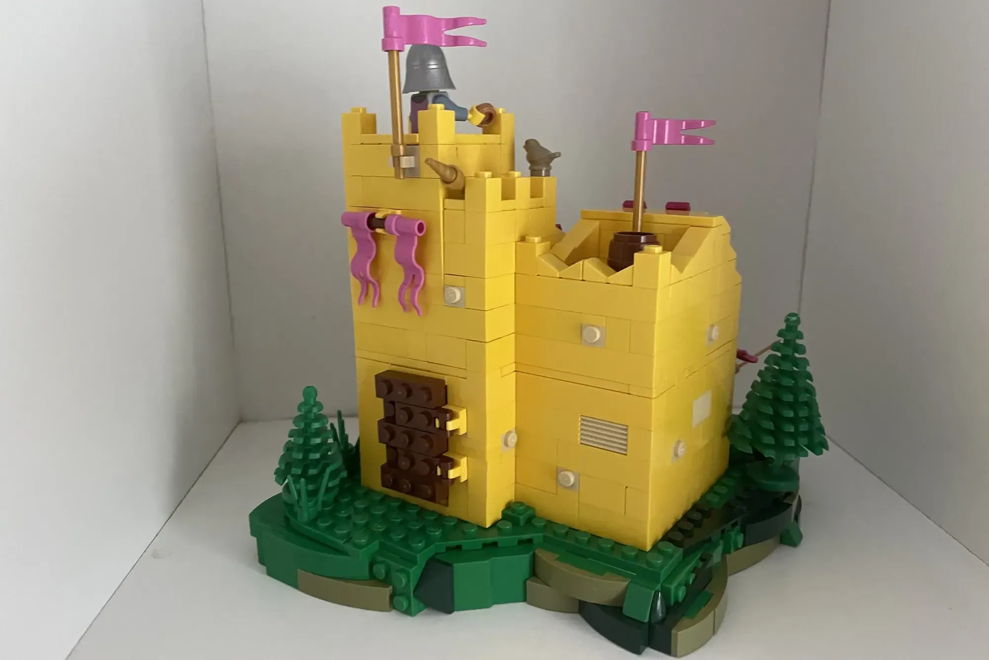 Knights of the Yellow Castle: Forest Outpost | LEGO® Ideas