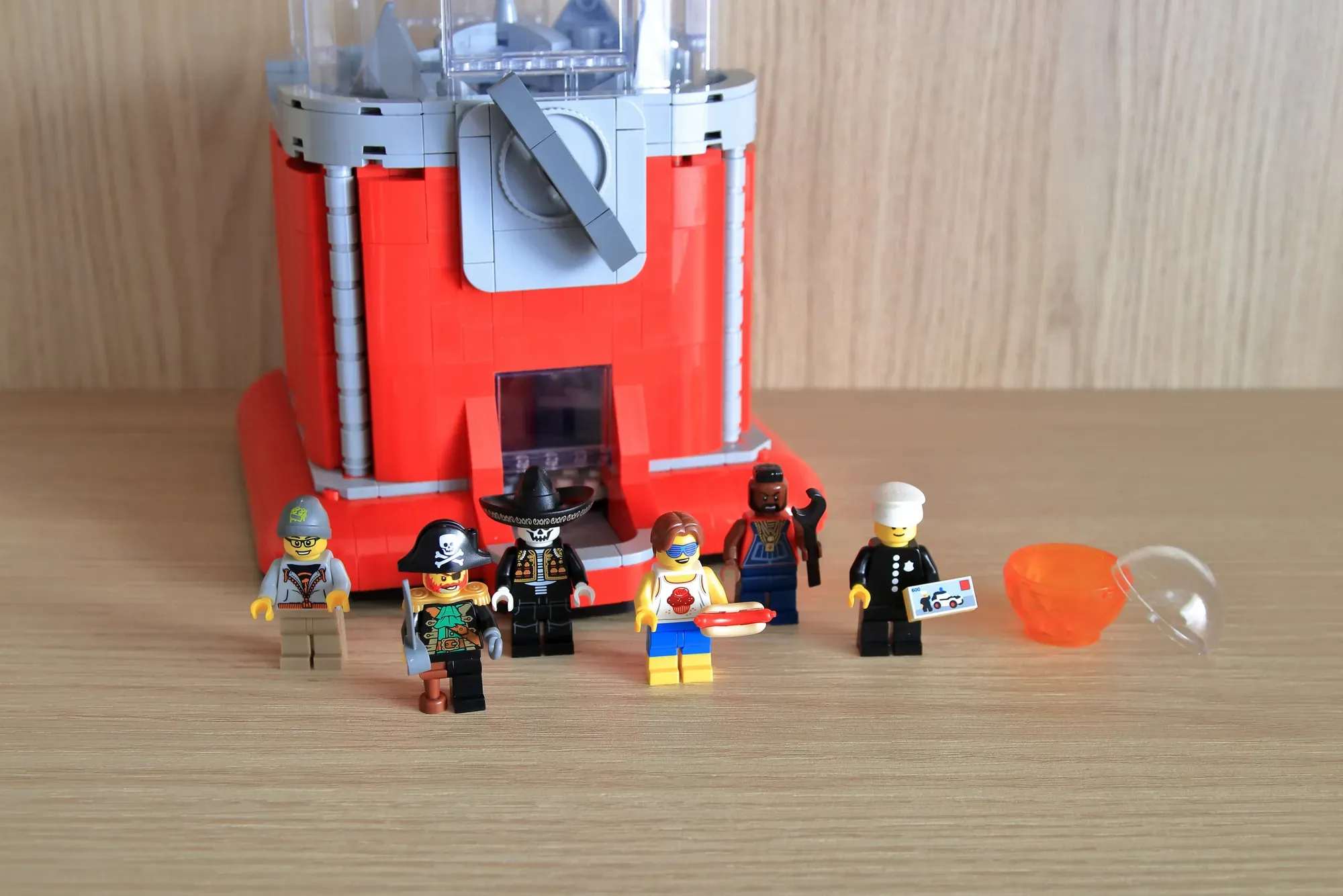 Minifigure Prize Machine | LEGO® Ideas