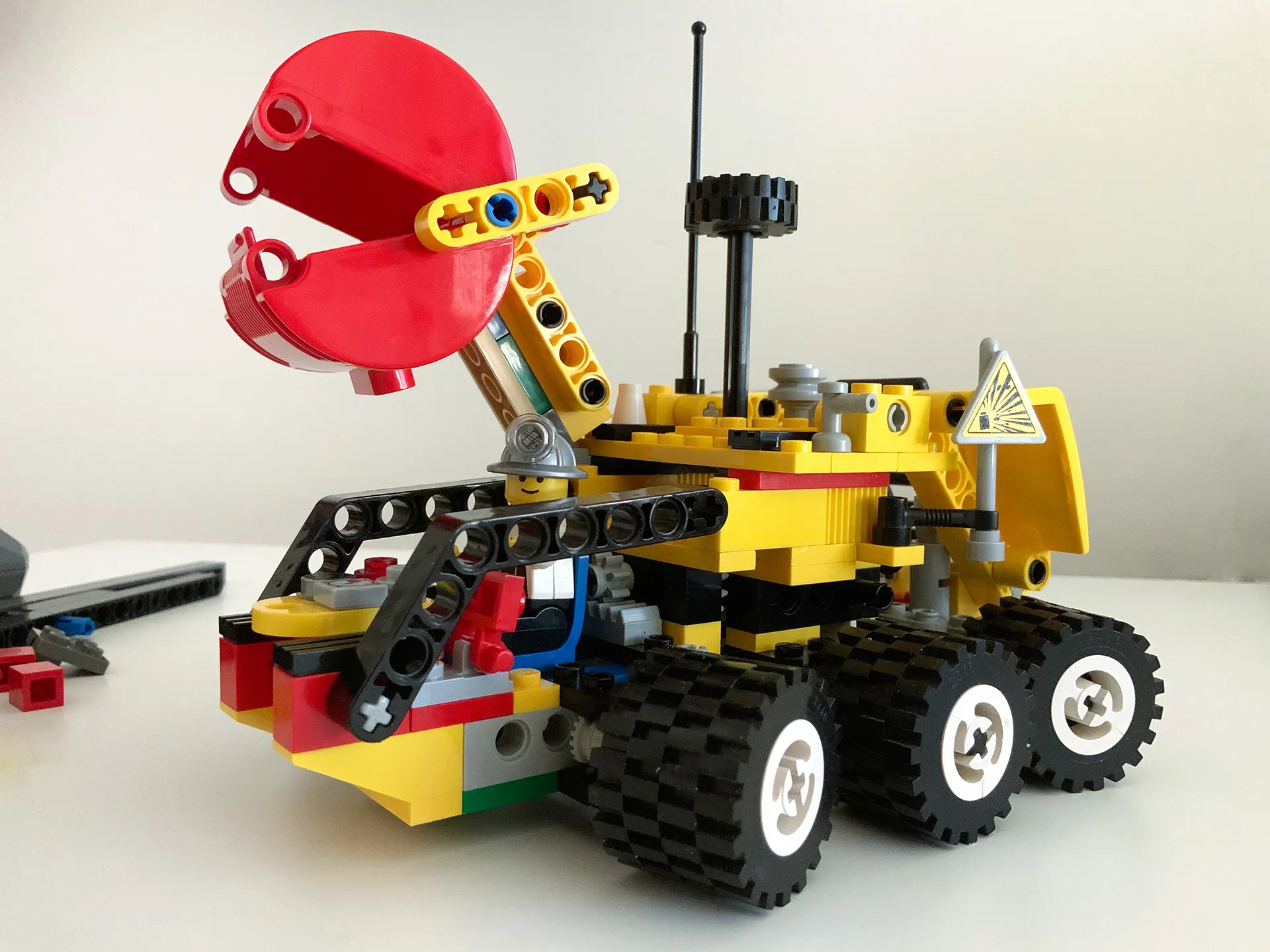 The Claw-Breaker | LEGO® Ideas