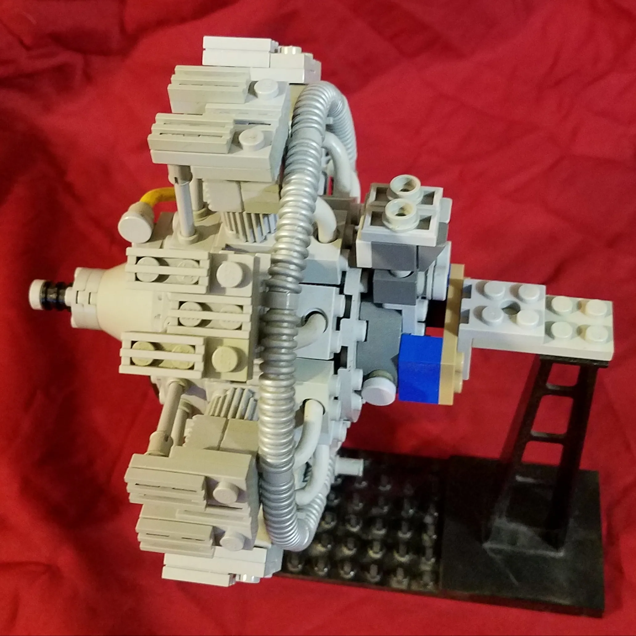 Engines From The Past: 9-cylinder Radial 1321ci & 1101ci V8 | LEGO® Ideas