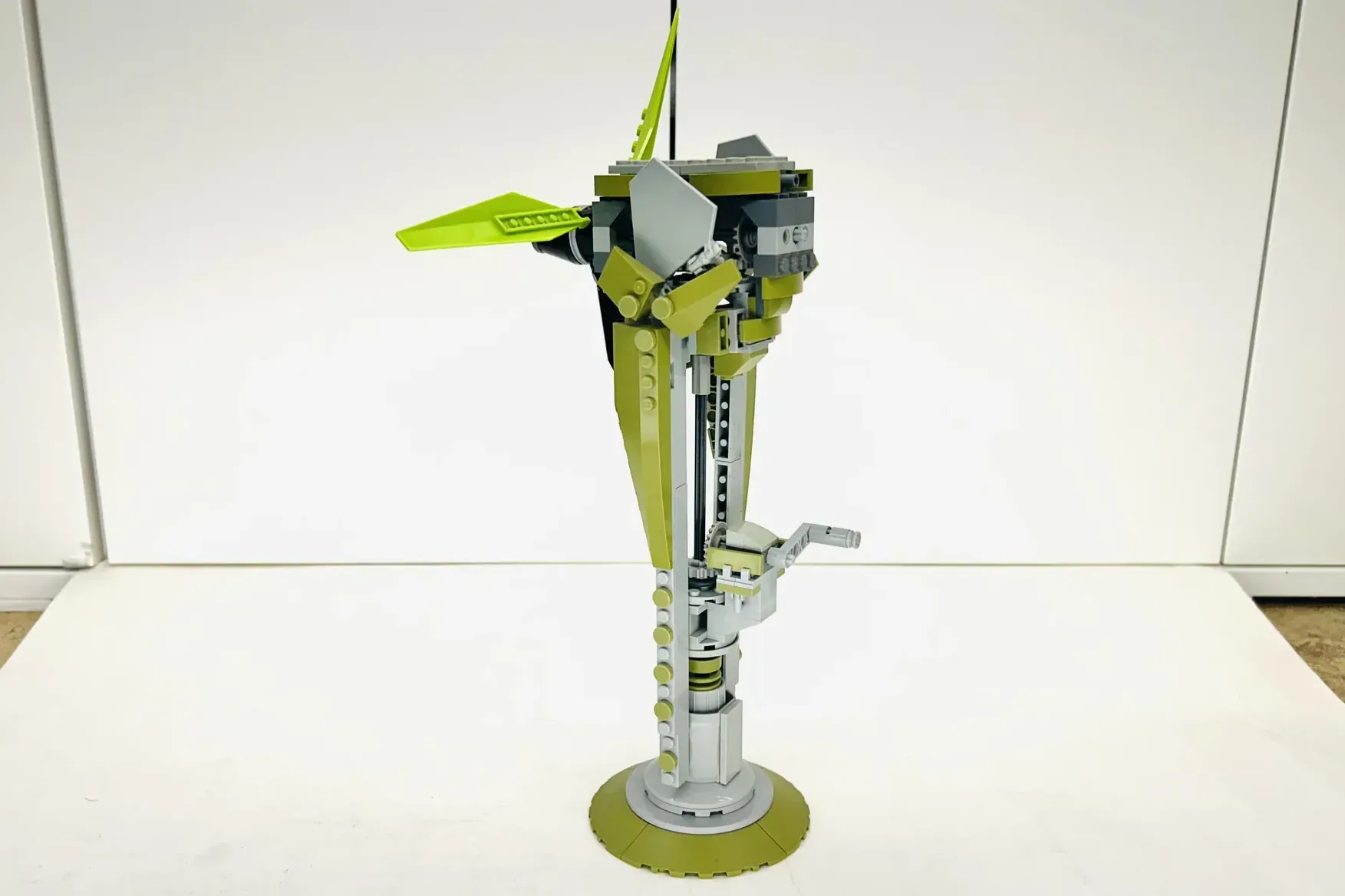 Green-Friendly Hand Crank Wind Turbine | LEGO® Ideas