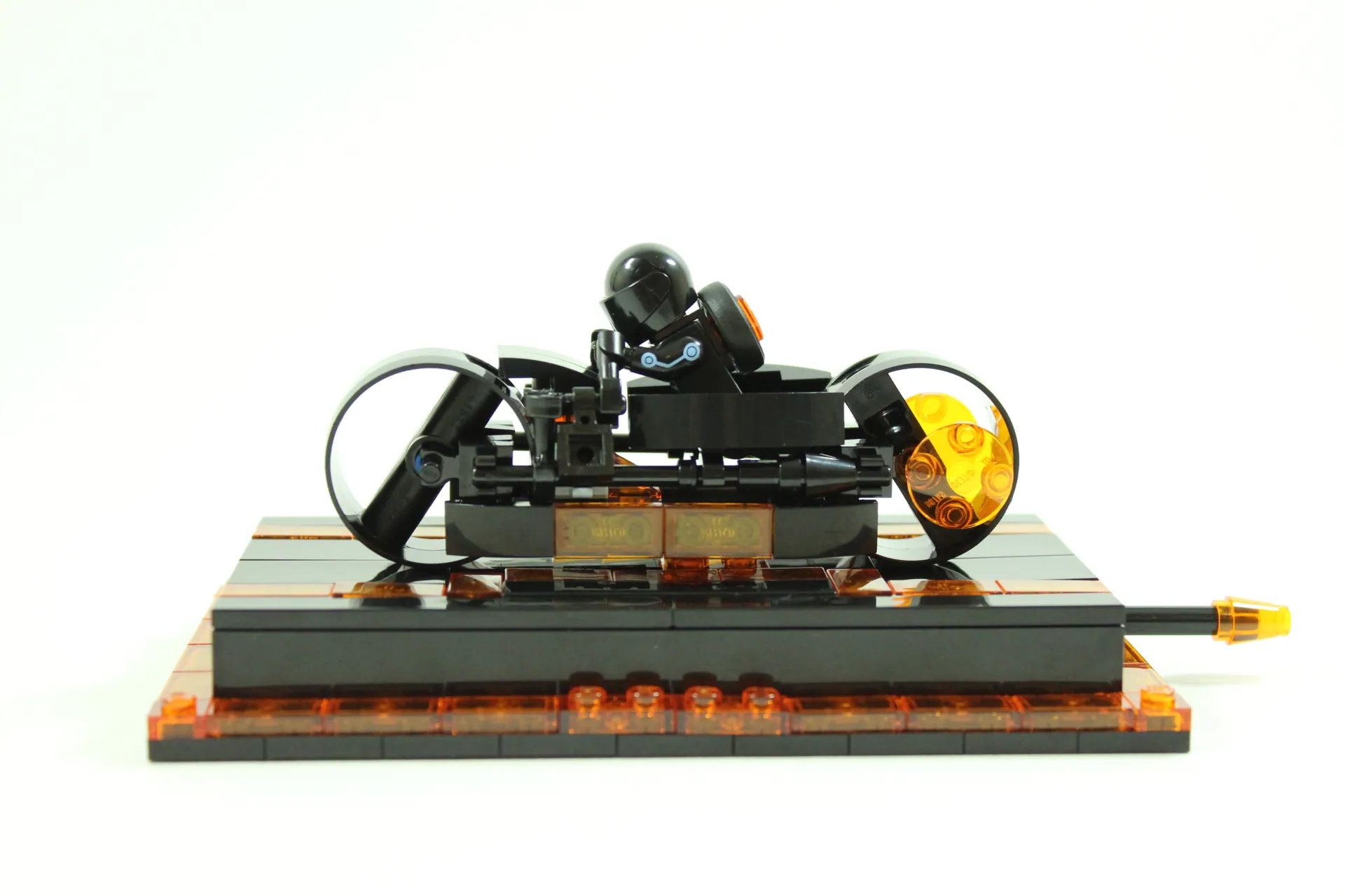 Tron Legacy Rinzler Light Cycle | LEGO® Ideas