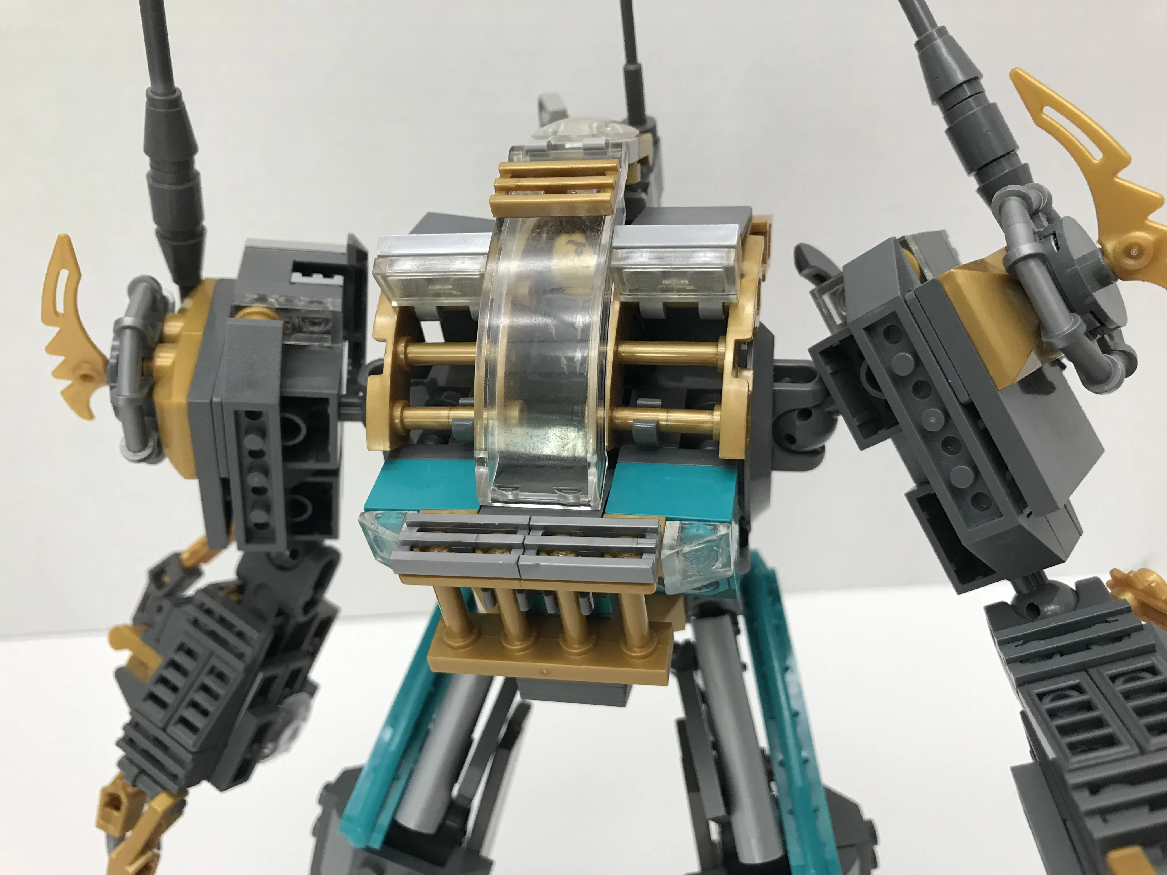 Shiny Mech | LEGO® Ideas
