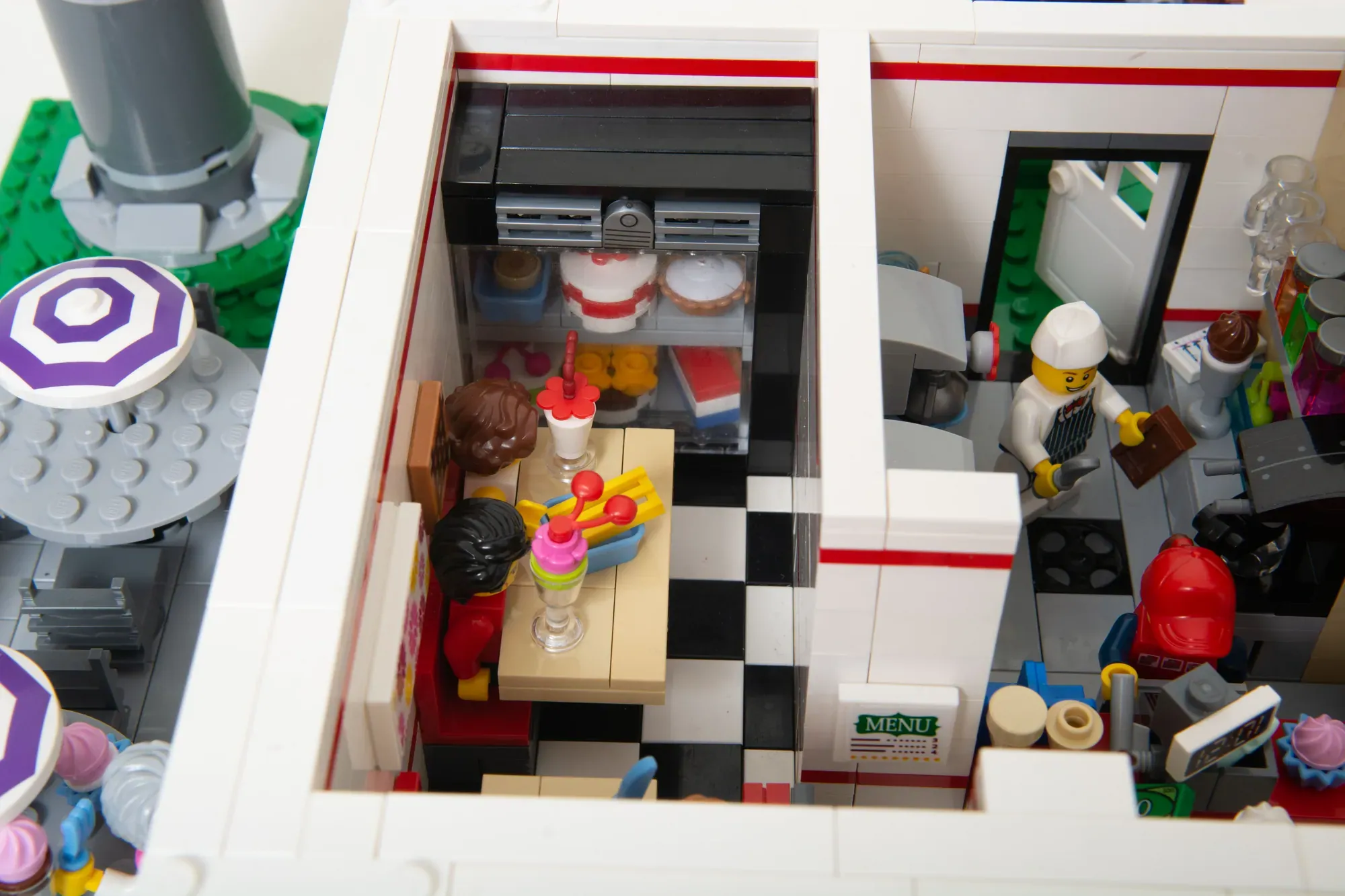 Lego Dairy Queen O Scale Dairy Queen Assembly