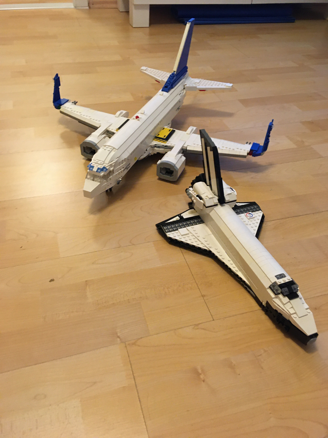 LEGO IDEAS - Boeing 737-300 Classic