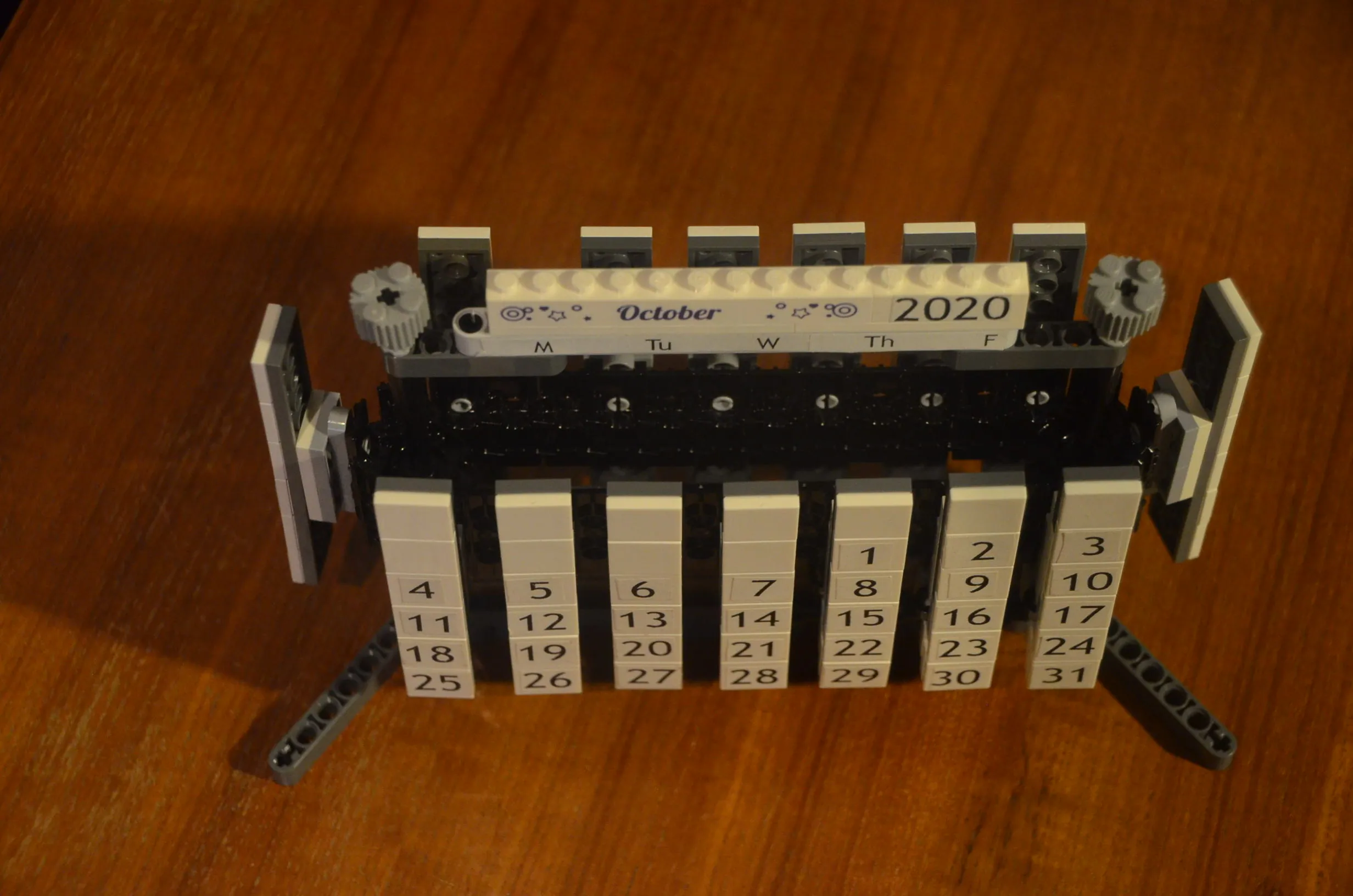 Perpetual Calendar | LEGO® Ideas