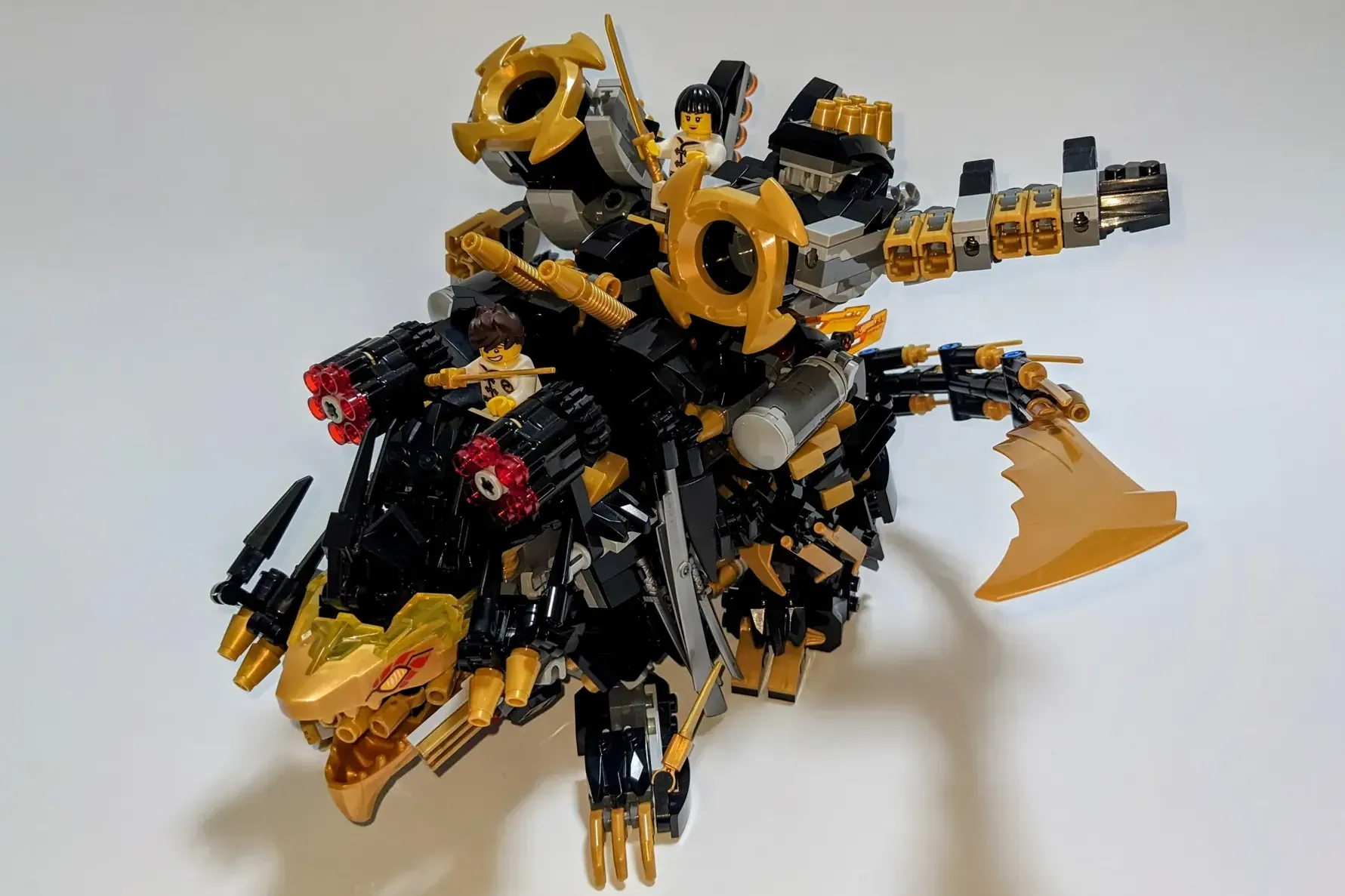 Black Armored Dragon | LEGO® Ideas