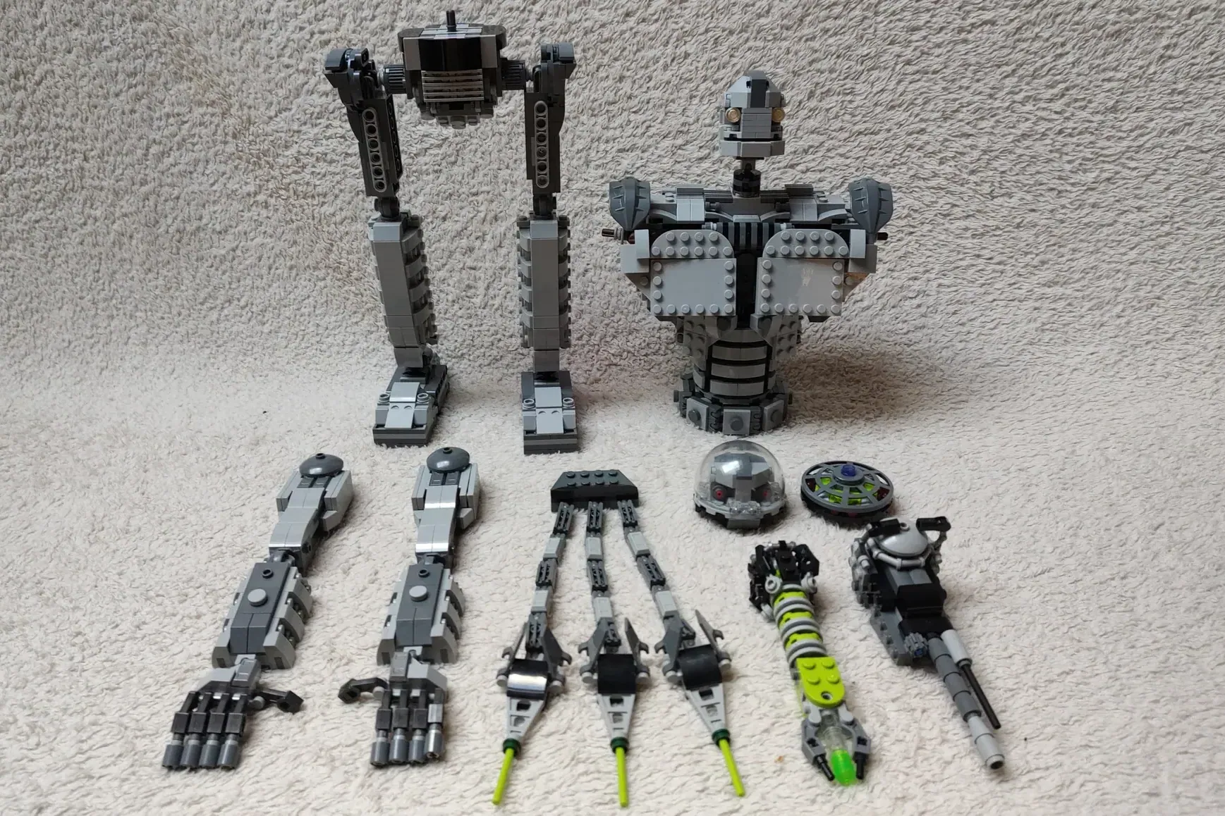Iron Giant, but for Friends... Superman | LEGO® Ideas