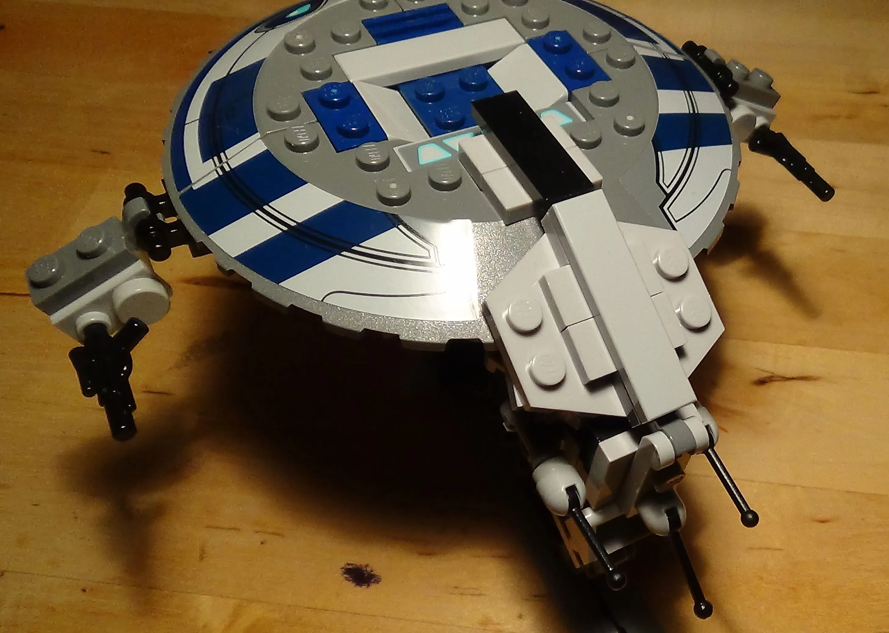 Midi-Scale Droid Gunship | LEGO® Ideas