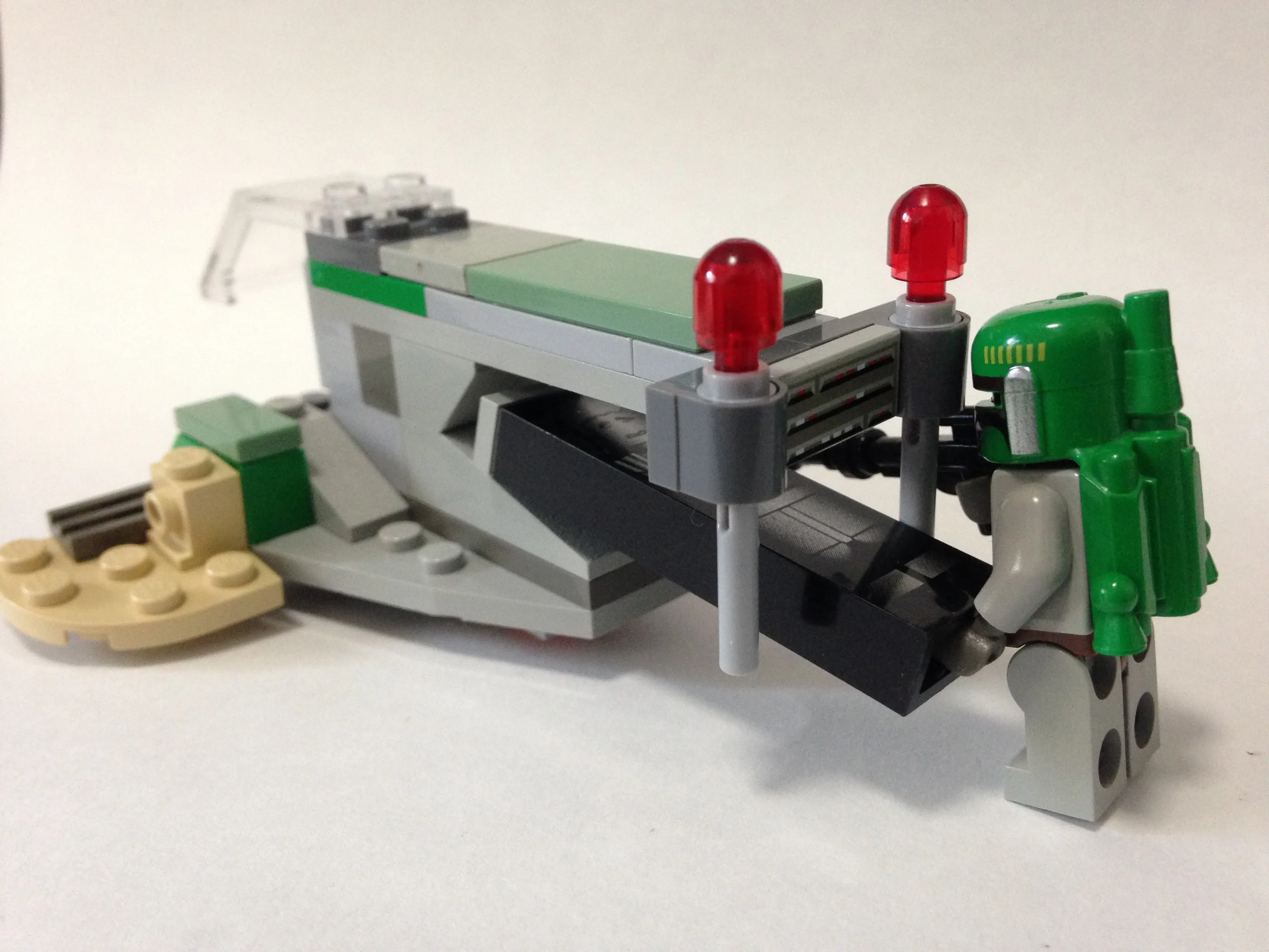 Slave I Microfighter w/ Boba Fett | LEGO® Ideas