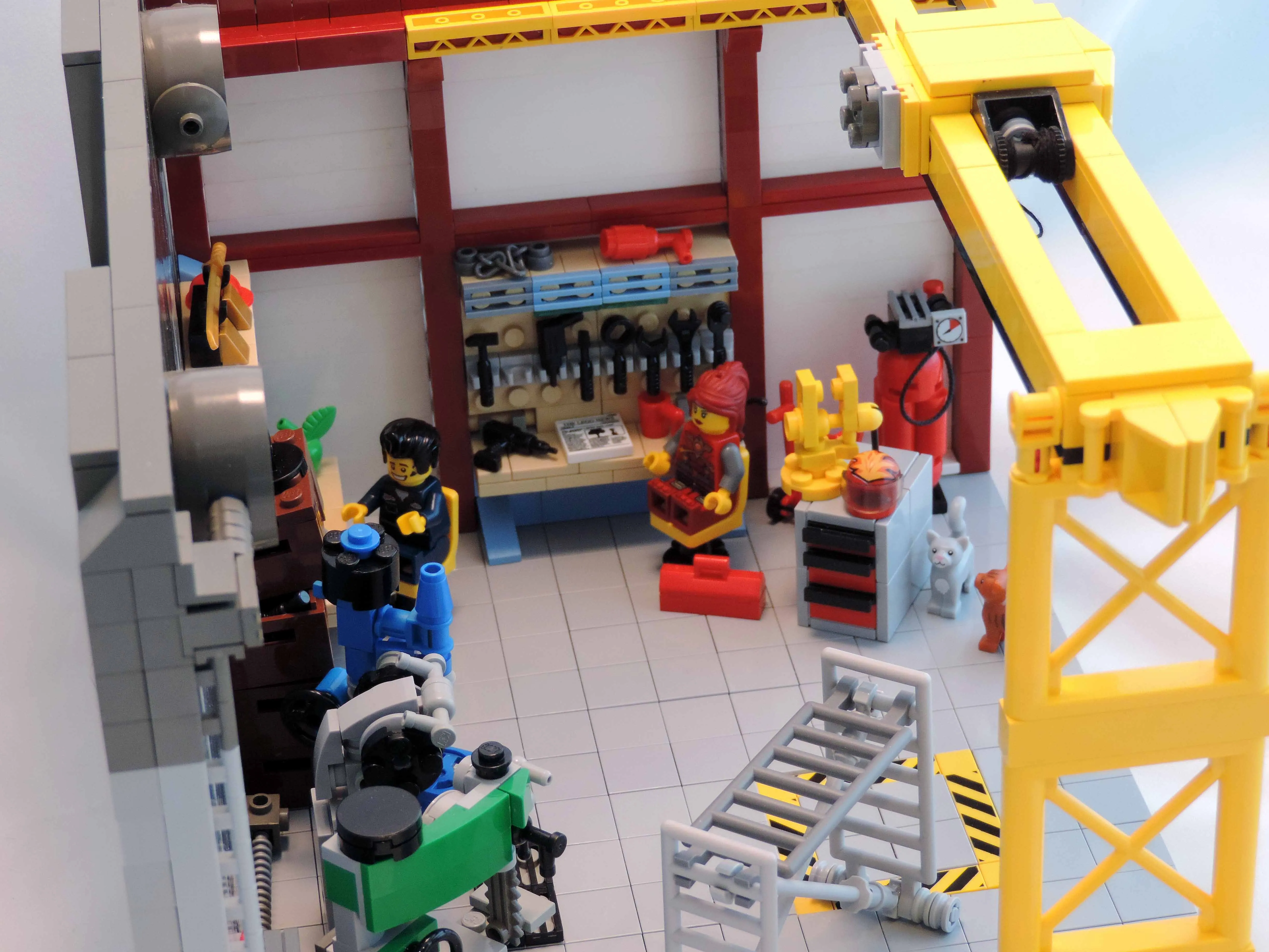 Master Mechanic’s Garage | LEGO® Ideas