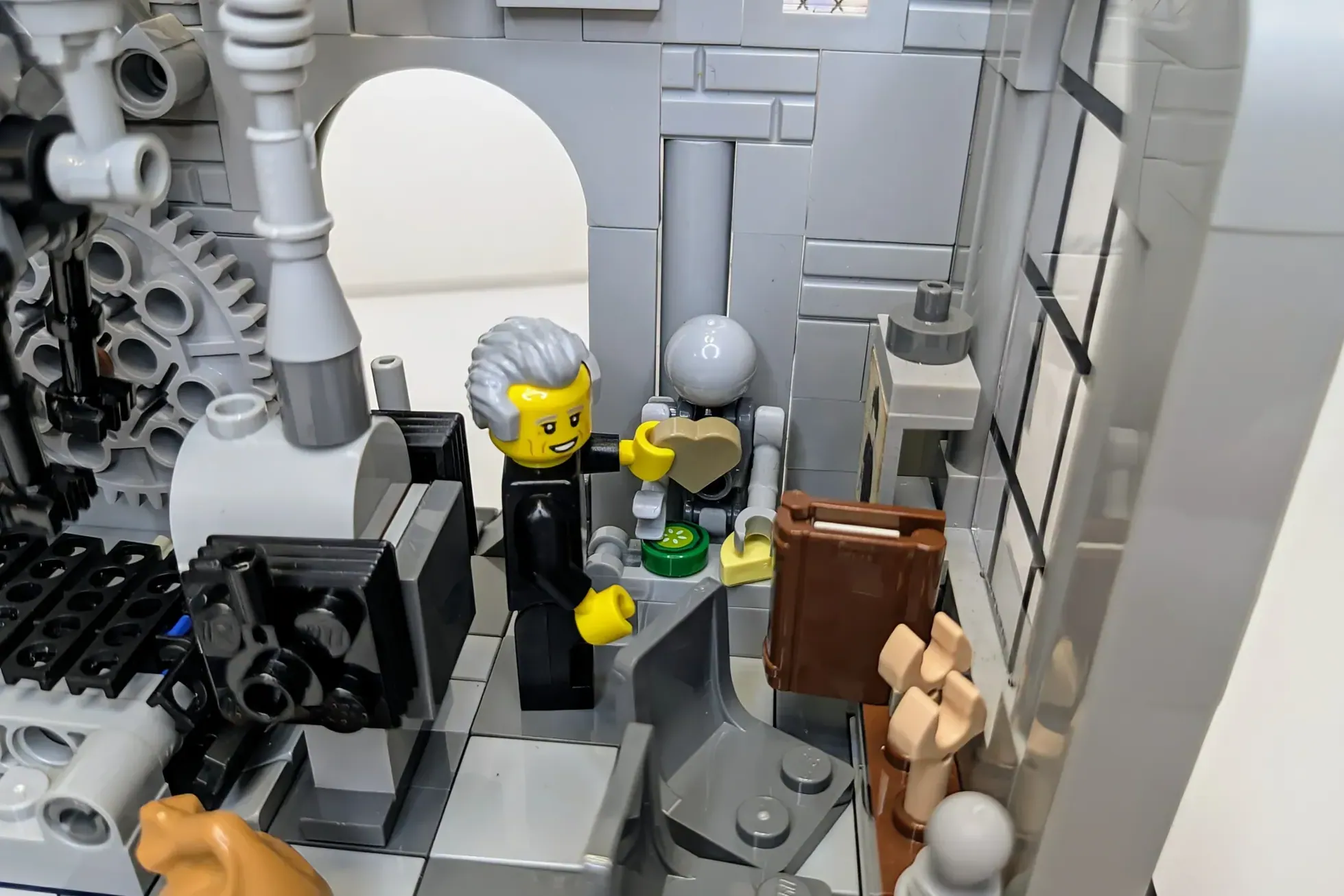 Edward Scissorhands Inventory Room (Functioning Diorama) | LEGO® Ideas