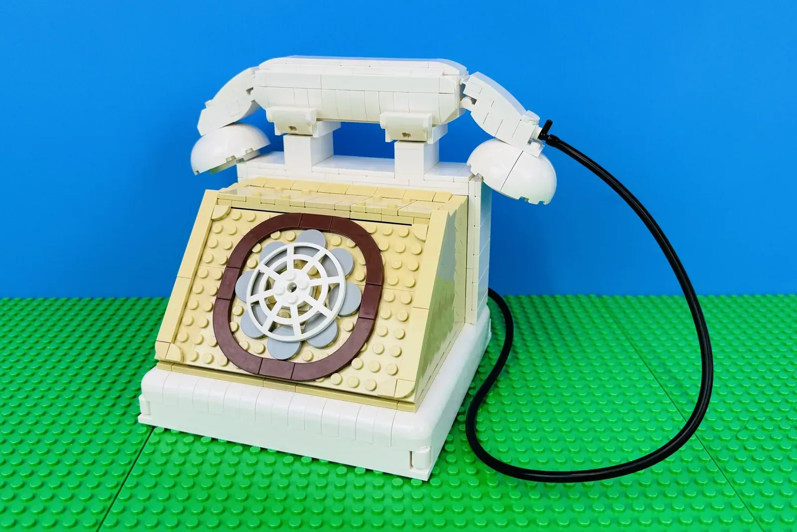 Vintage Rotary Phone | LEGO® Ideas
