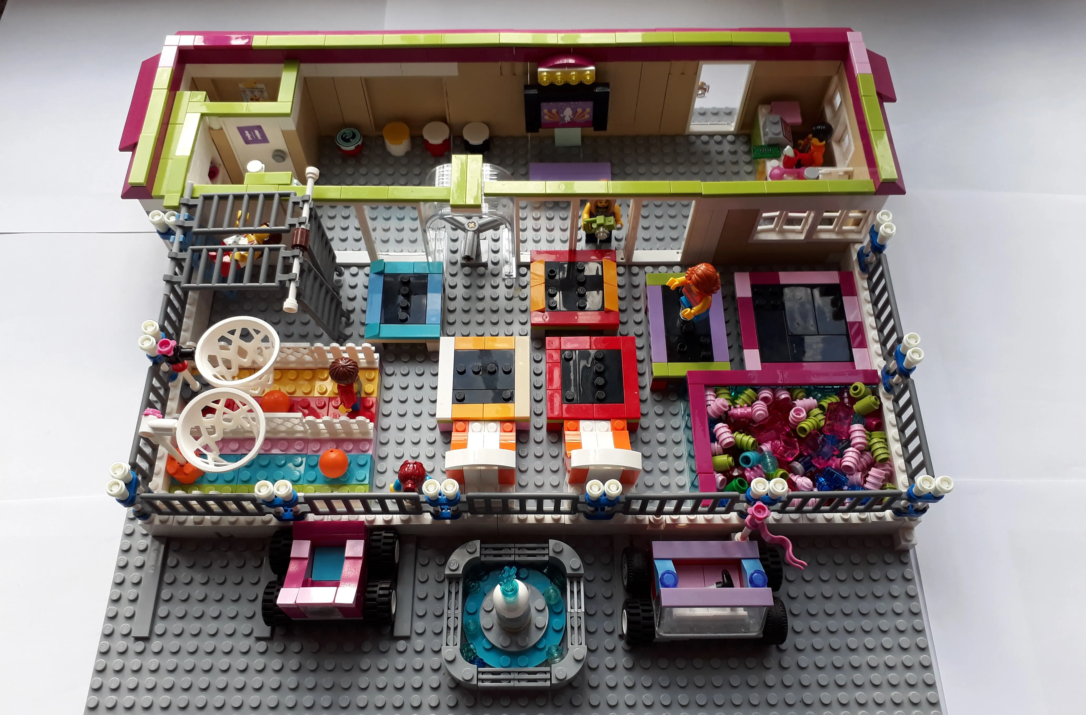 Brickville Trampoline Park | LEGO® Ideas