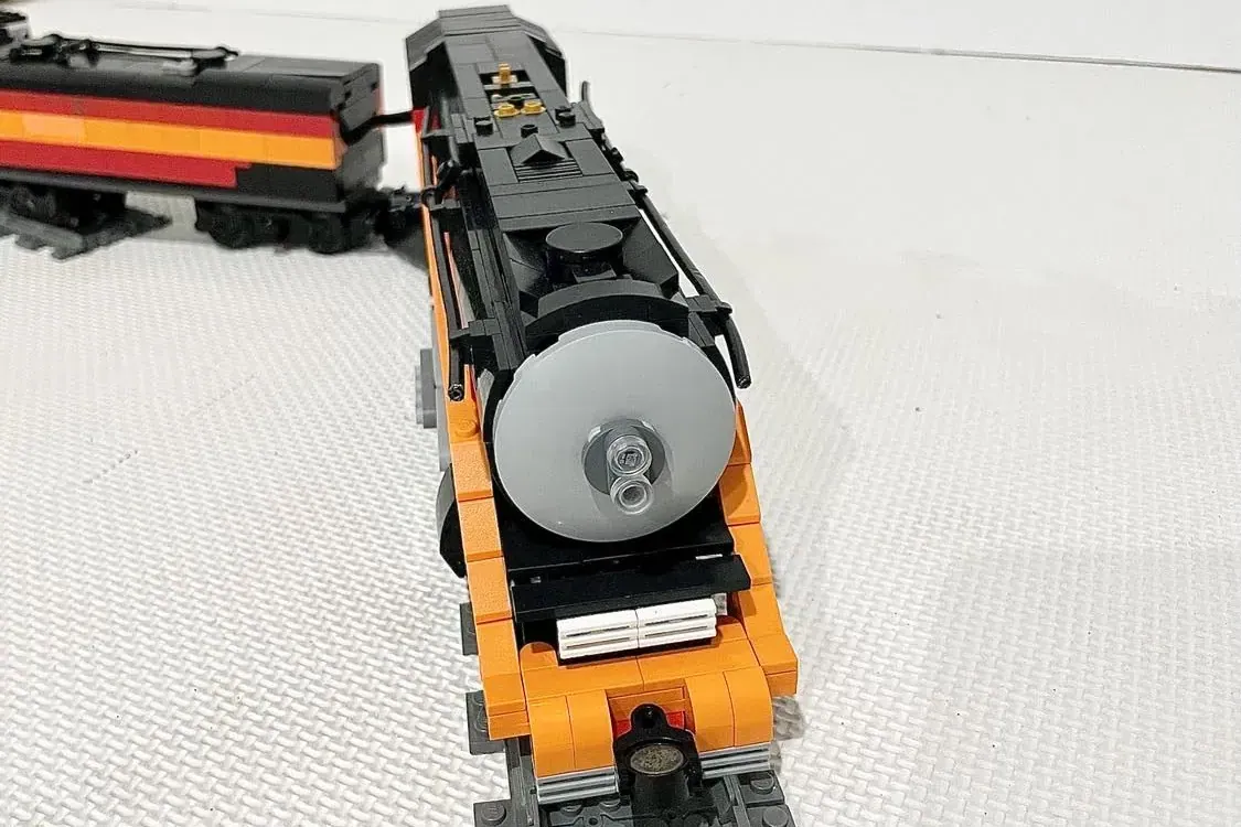 Southern Pacific Daylight 4449 | LEGO® Ideas