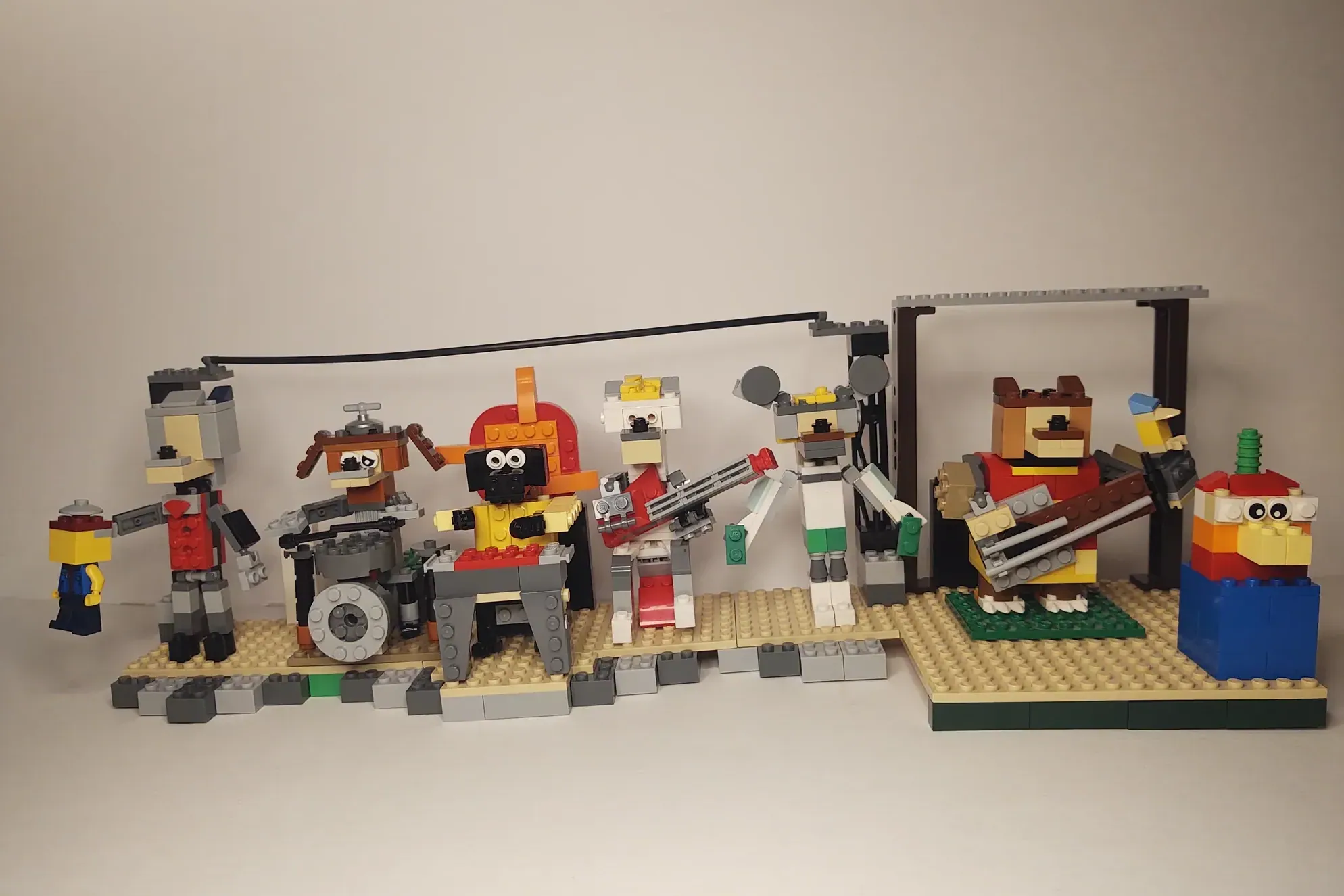 Rock Afire Explosion | LEGO® Ideas