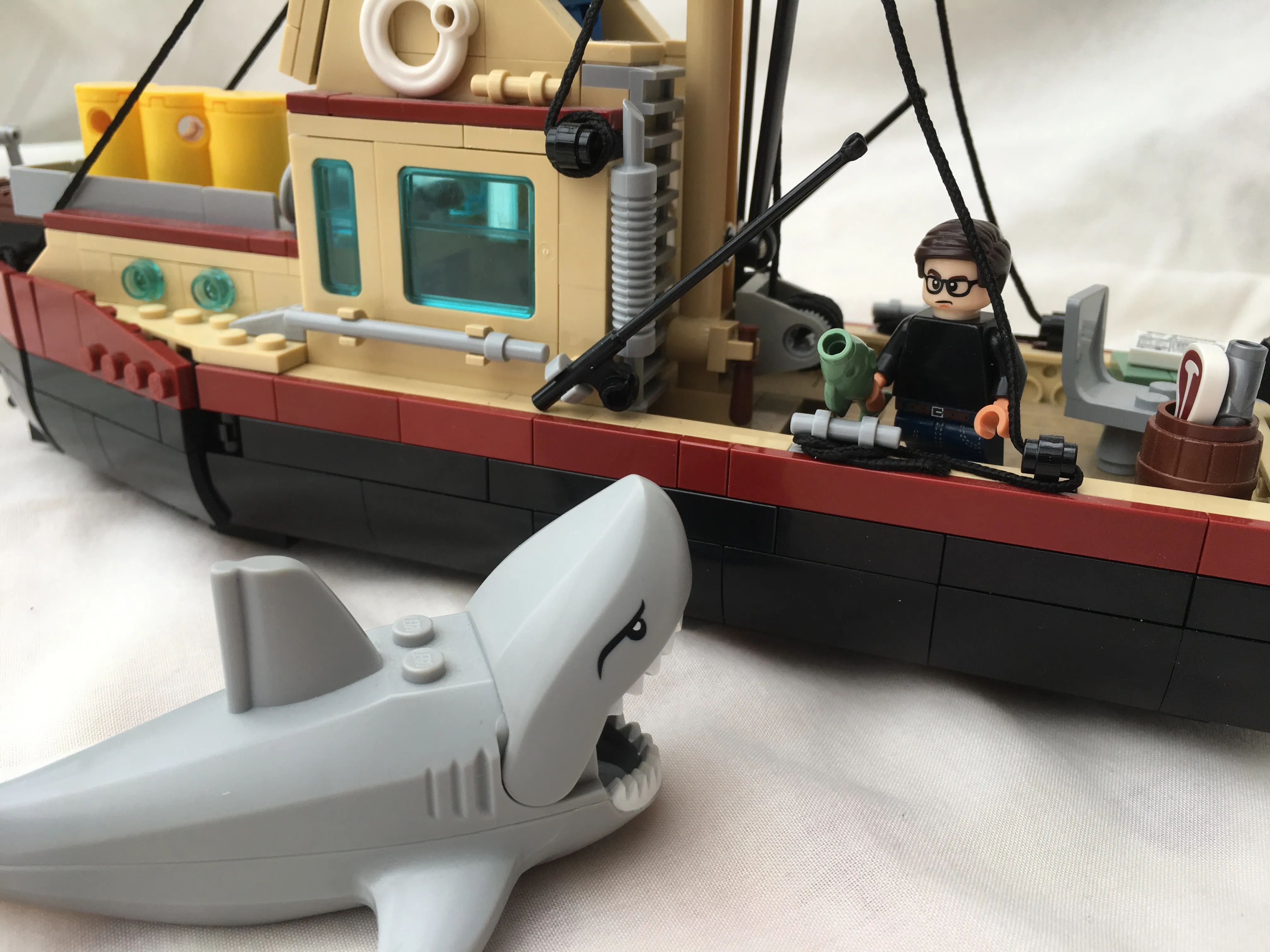 Jaws : The Orca | LEGO® Ideas
