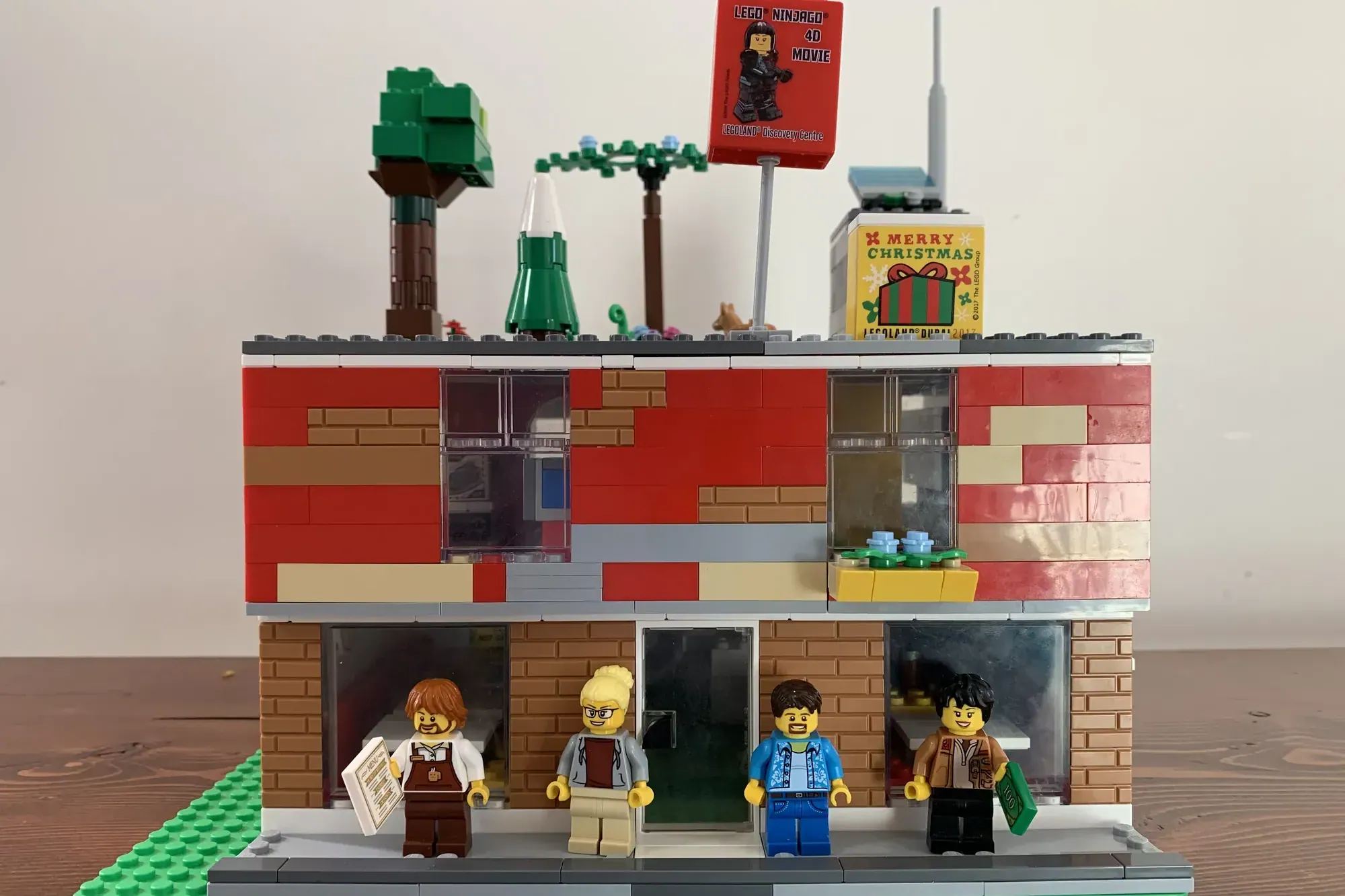 Dairy Lane Café and Apartment | LEGO® Ideas