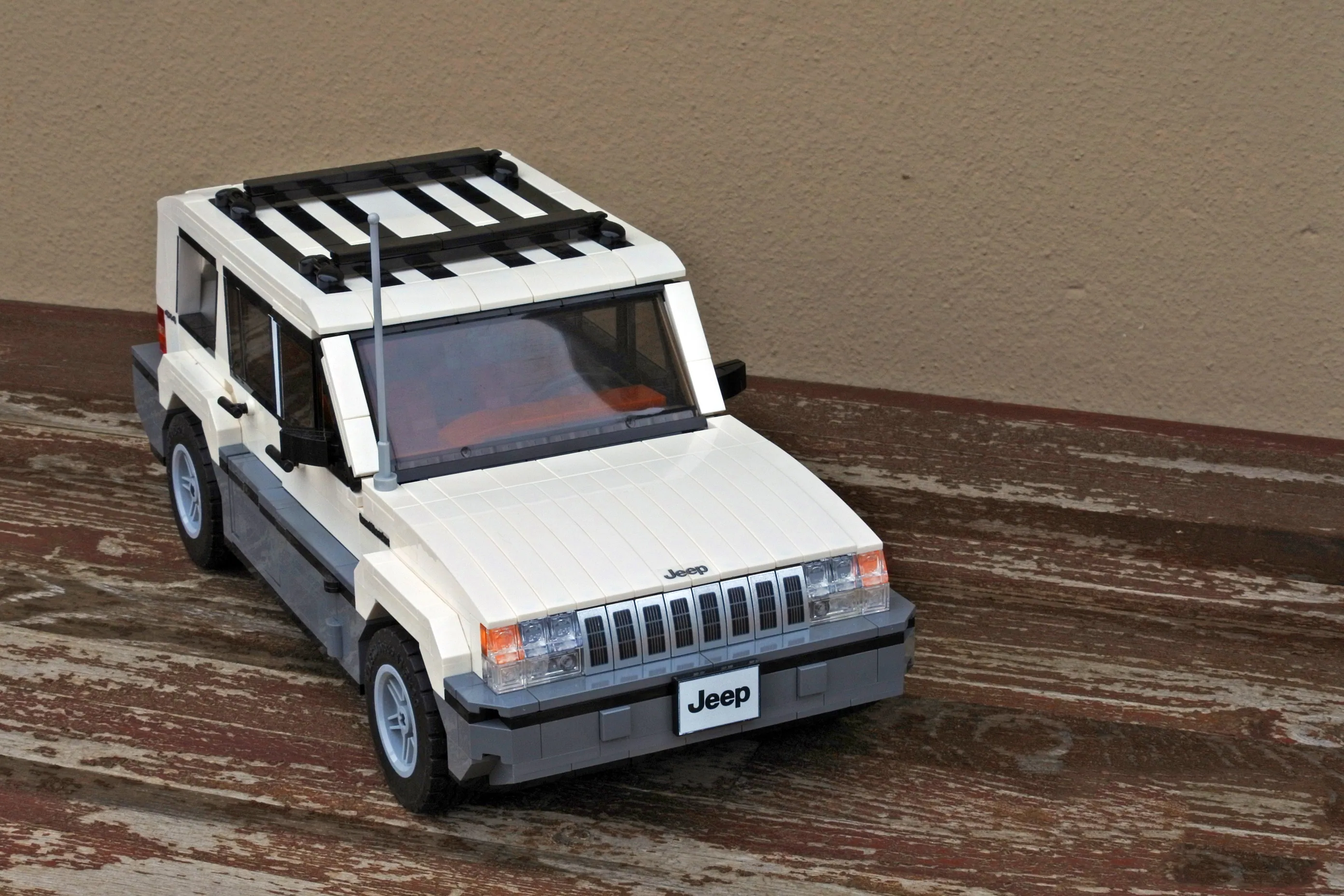 Jeep Grand Cherokee - Laredo 1993 | LEGO® Ideas
