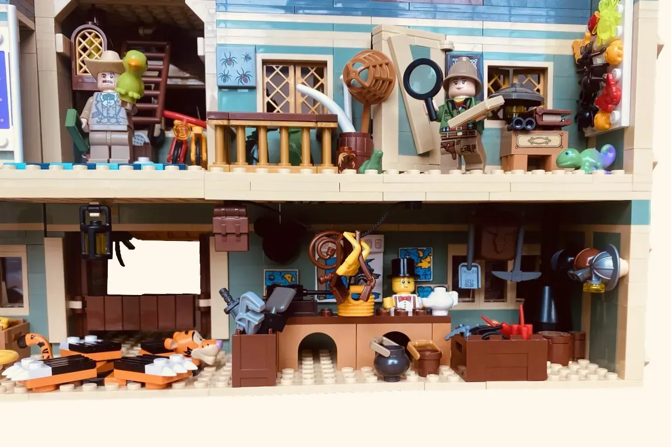 Jungle Cruise: Frank's Steamboat and Nilo's Trading Post | LEGO® Ideas