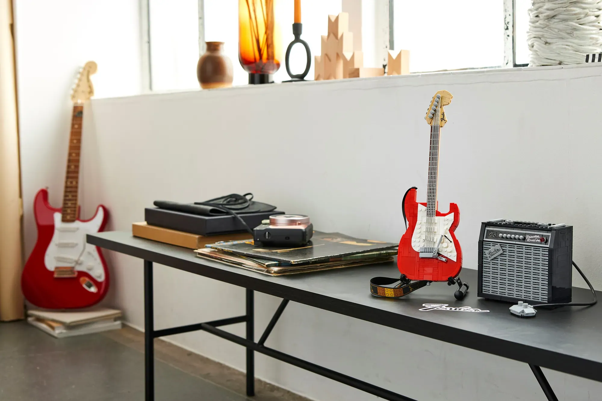 LEGO® Ideas 21329 Fender® Stratocaster™ - Available Today | LEGO® Ideas