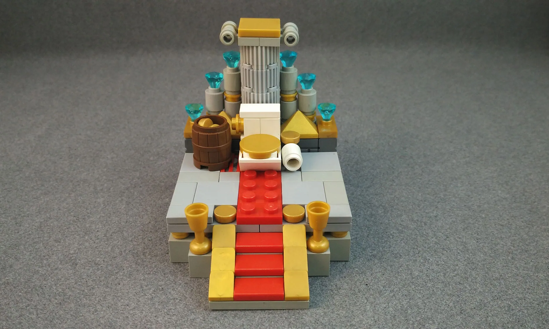 The Golden Throne | LEGO® Ideas