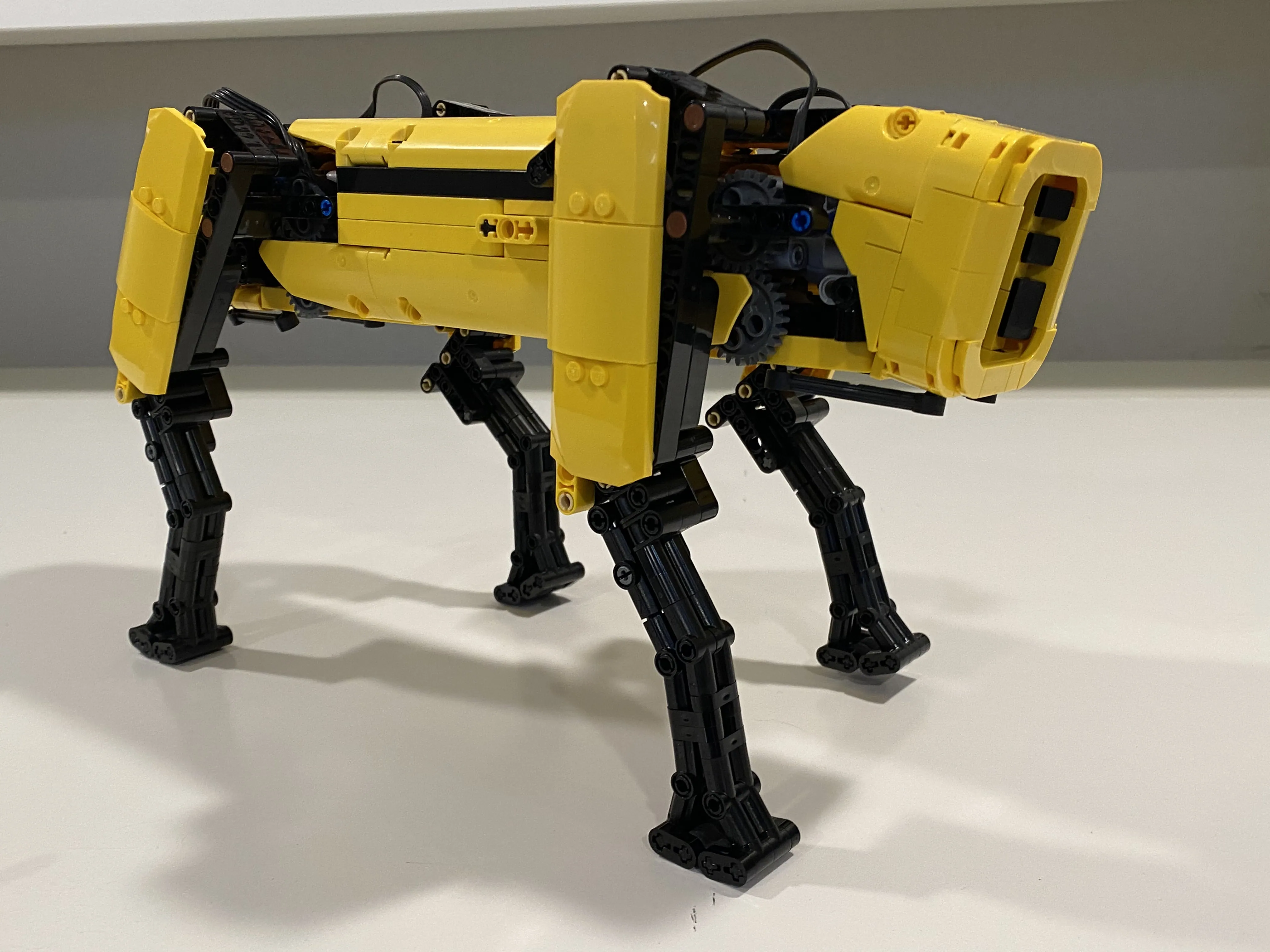 Boston Dynamics Spot 1:4 Scale Motorized Model | LEGO® Ideas