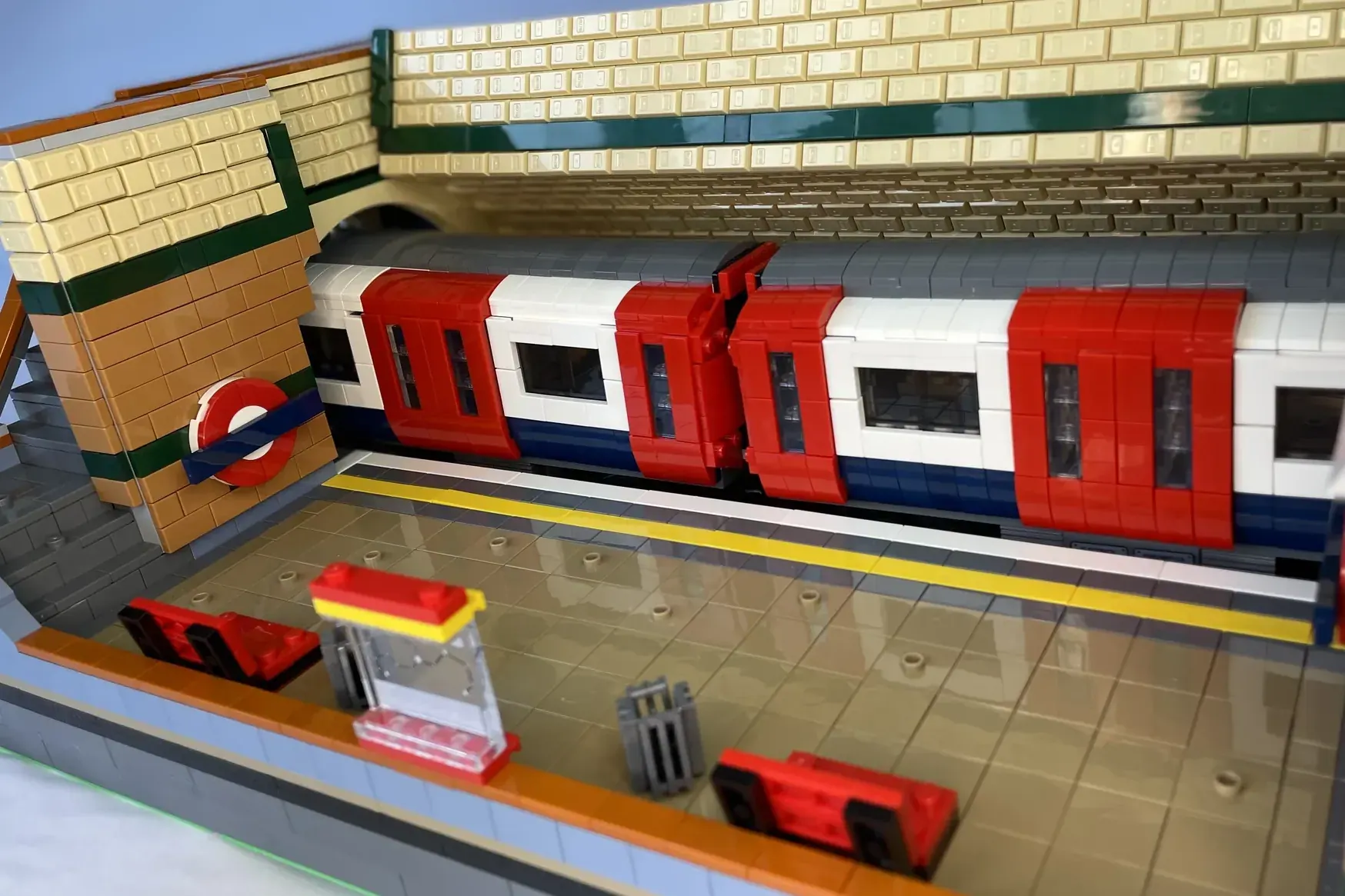 London Underground Train Station | LEGO® Ideas