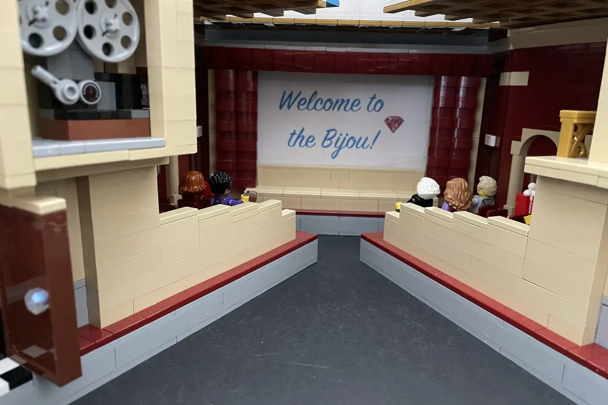 Bijou Retro Movie Theatre! Show Movies on Your Phone (See Video ...