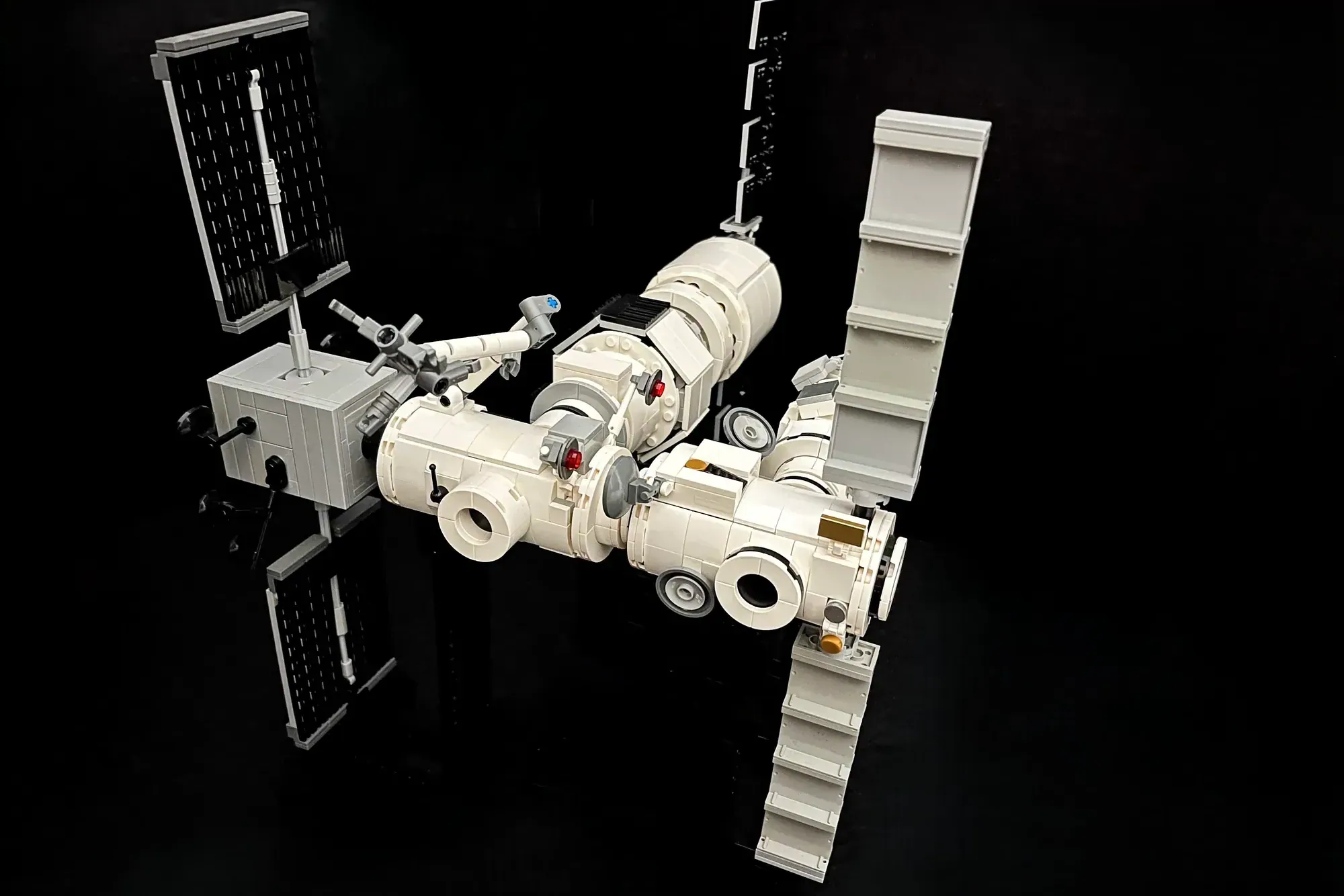 Nasa's Lunar Gateway Space Station | LEGO® Ideas