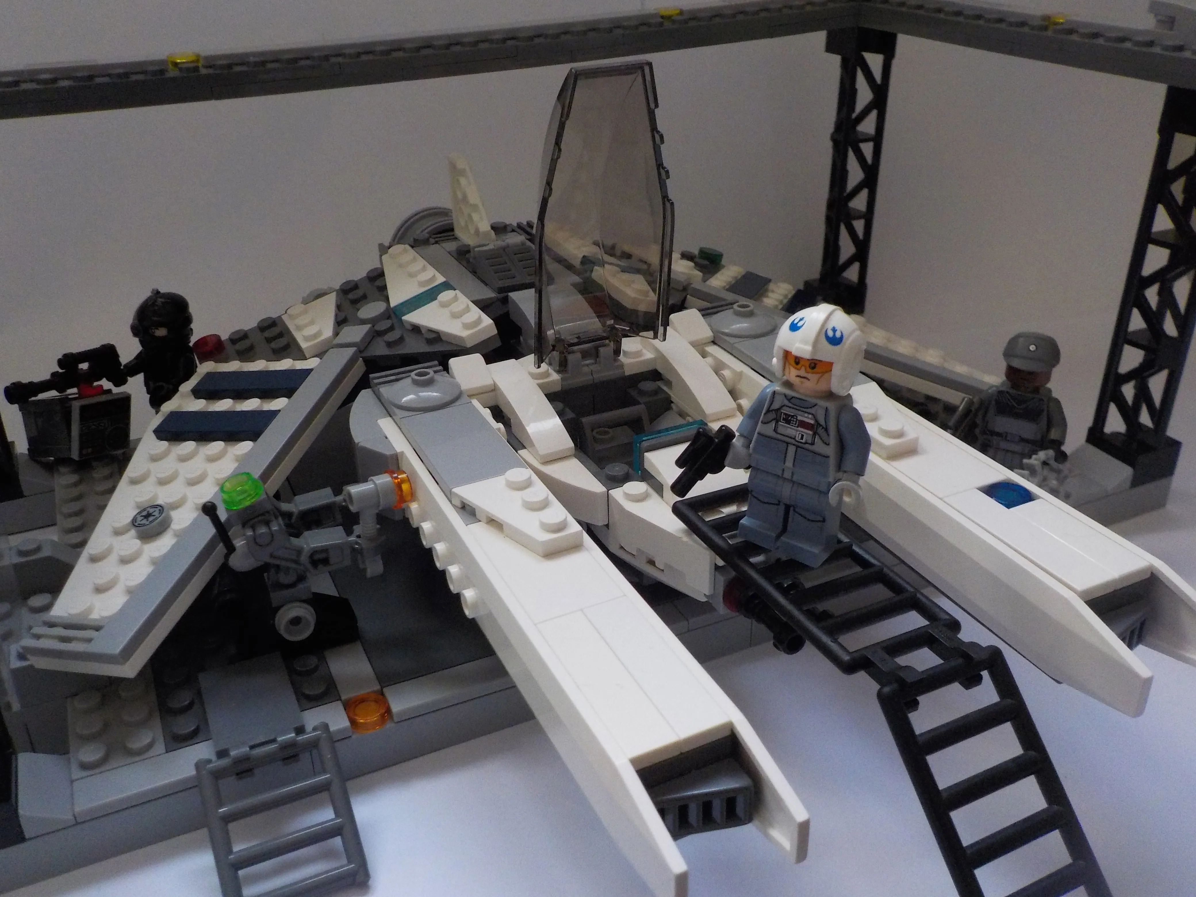 TX-35 Falcon and Hanger | LEGO® Ideas
