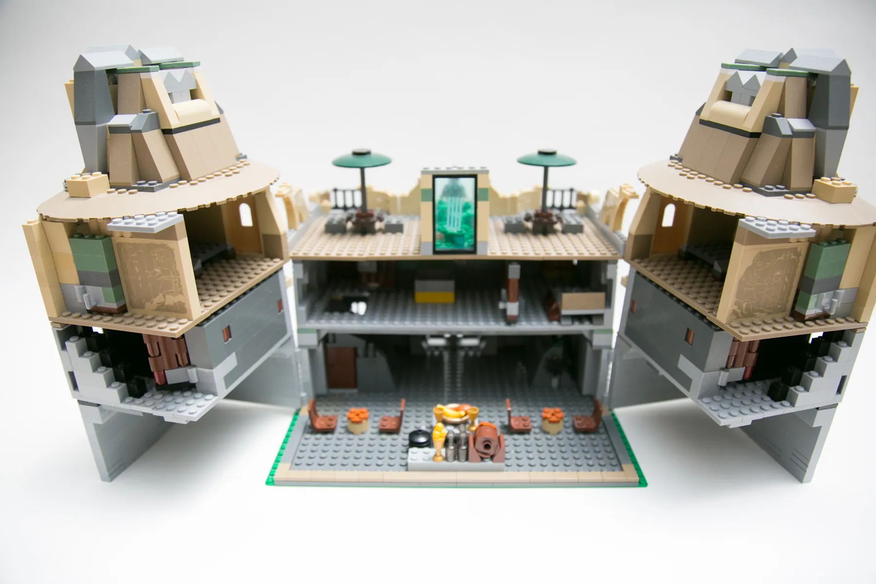 Hotel Monster-Inn | LEGO® Ideas