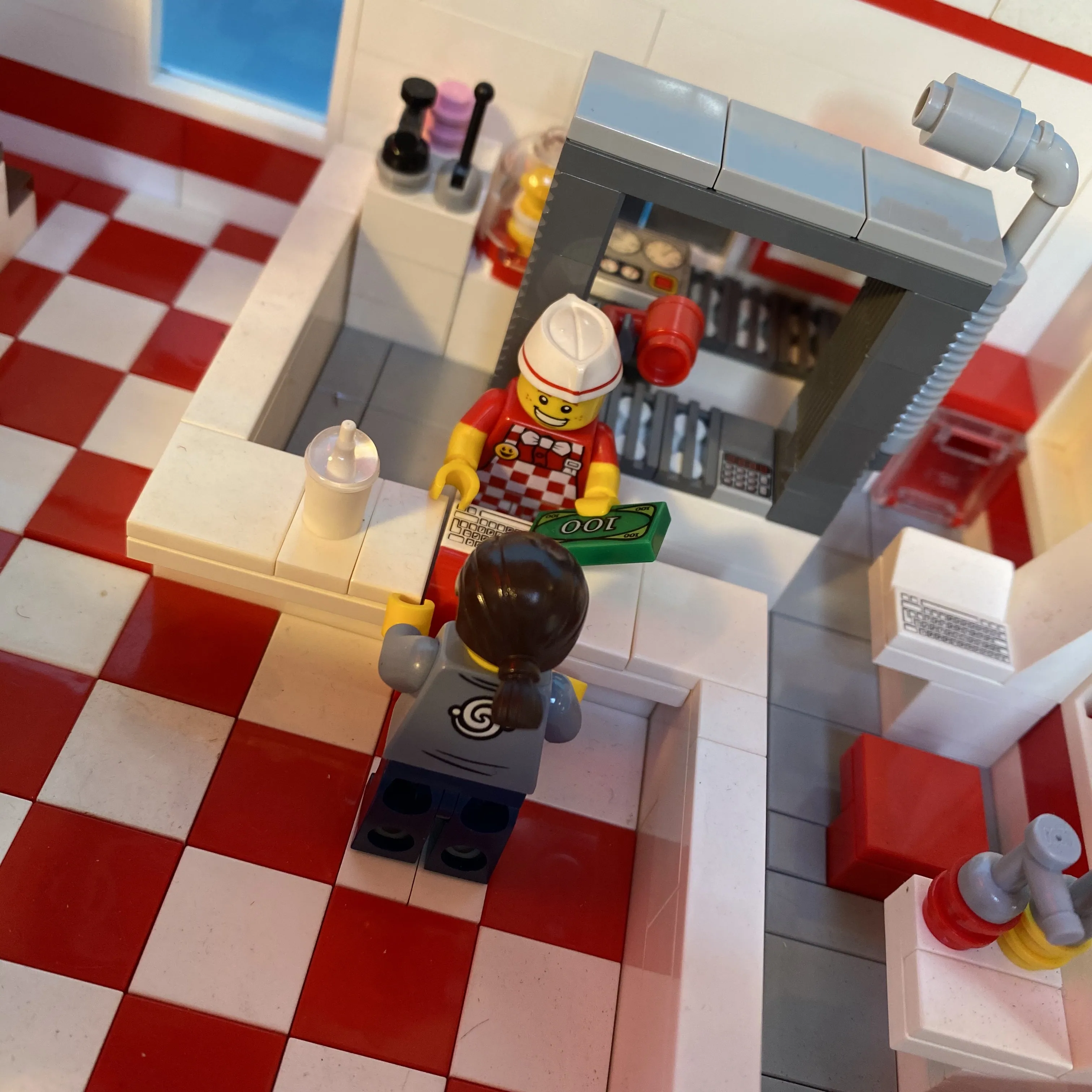 Hot Dog Harry's Delicious Drive-thru | LEGO® Ideas