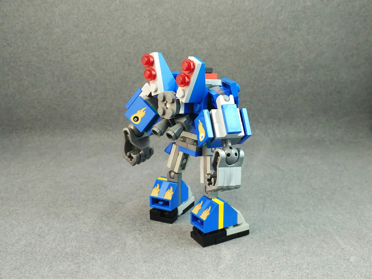 Megas XLR (Micro) | LEGO® Ideas