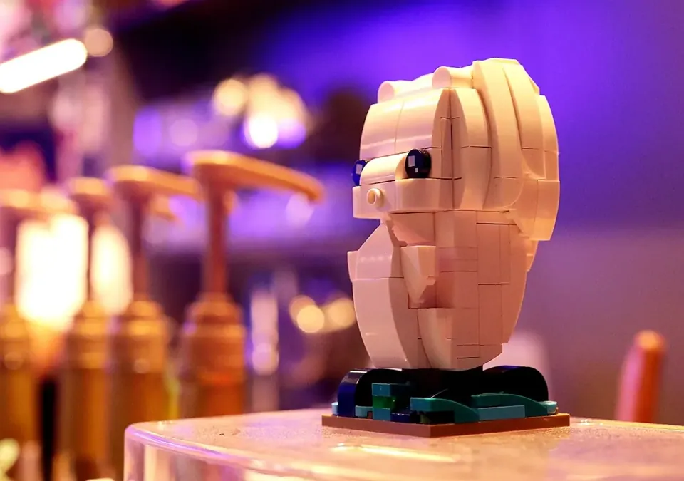 LEGO IDEAS - Merlion | BRICKHEADz