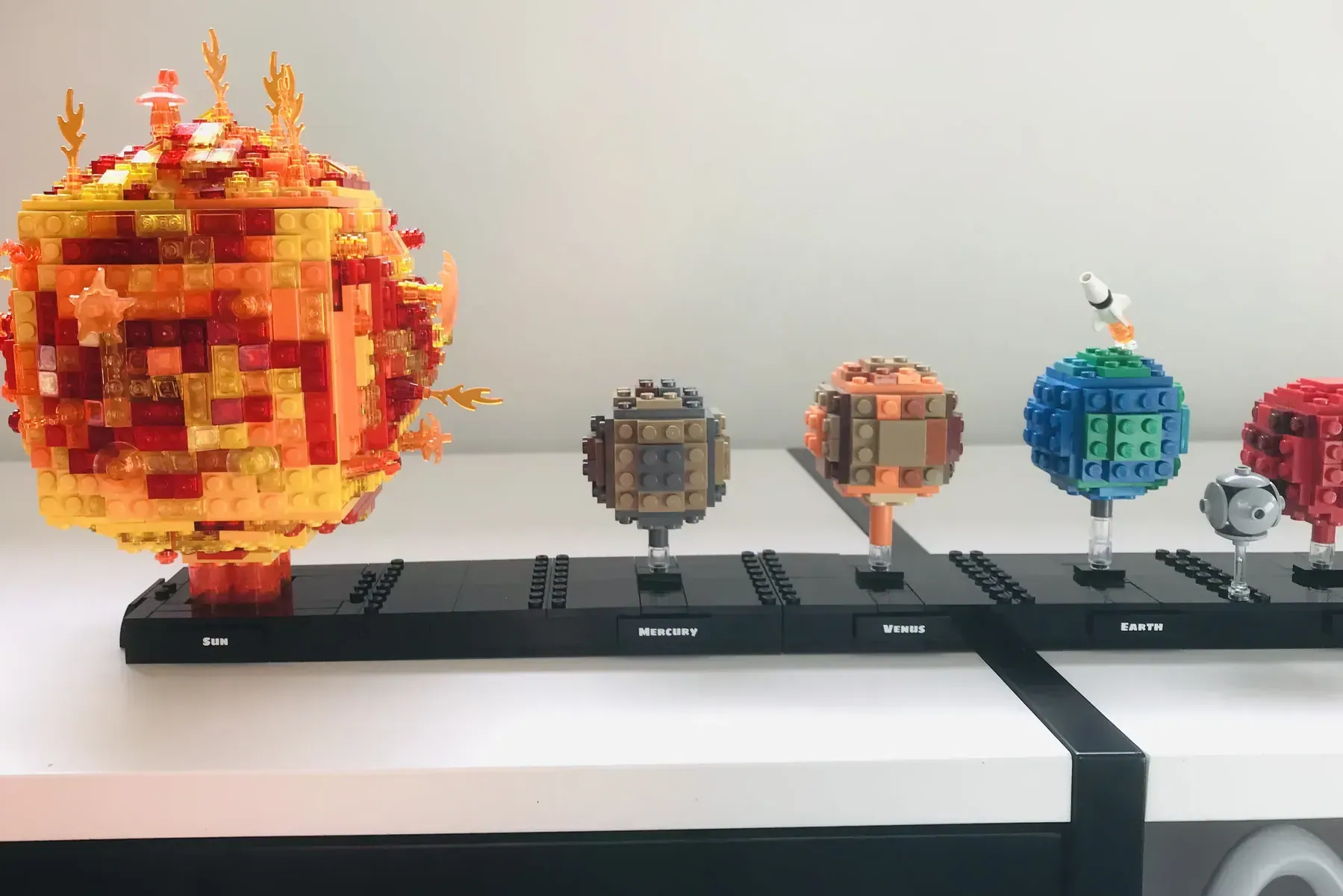 Solar System With Pluto and Kuiper Belt | LEGO® Ideas