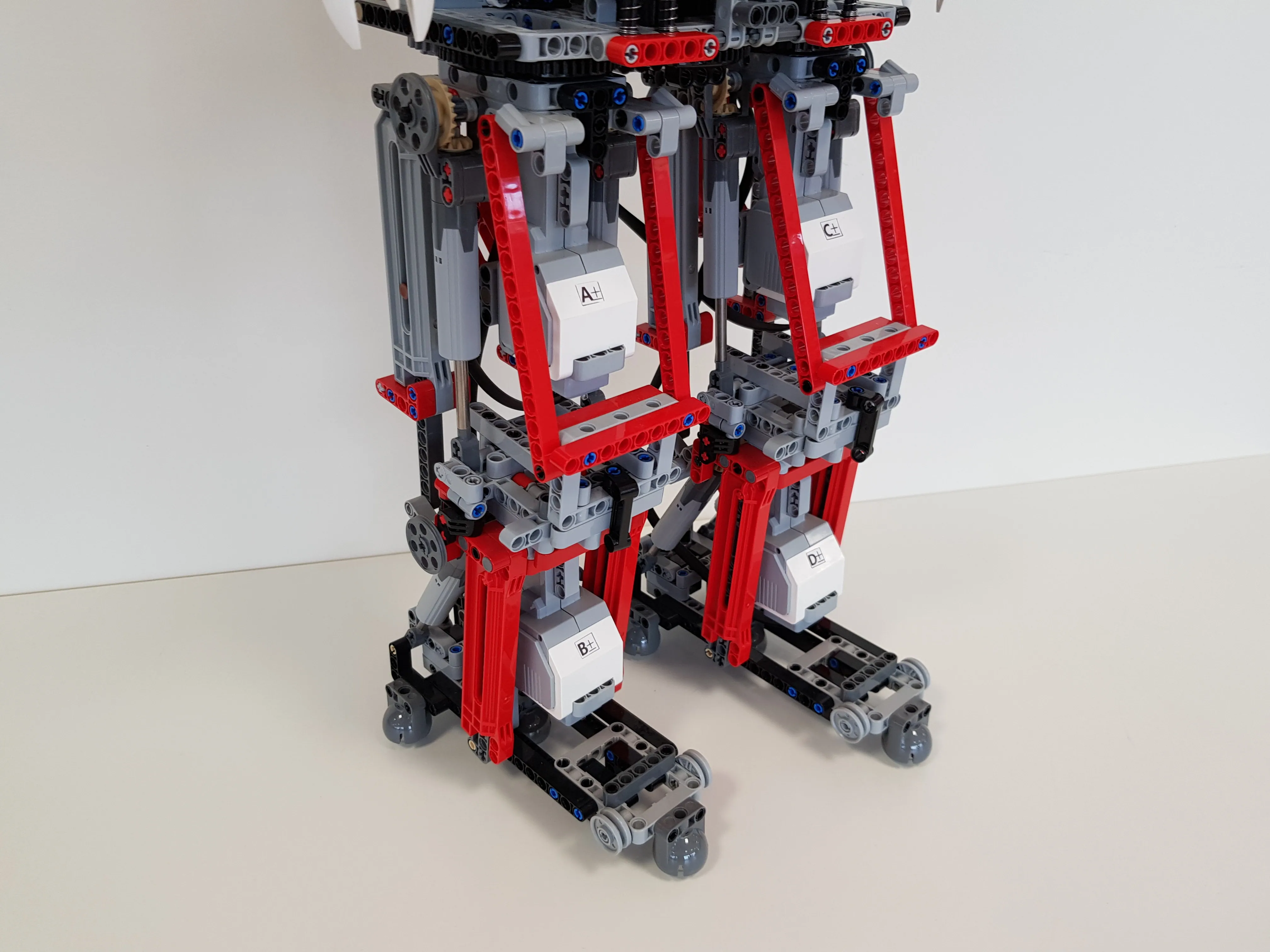 The Humanoid | LEGO® Ideas
