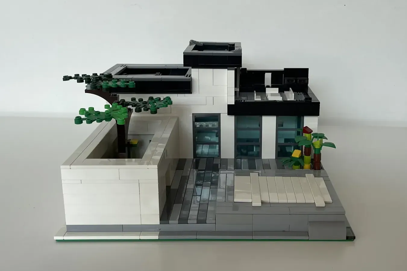 Architect White House With Patio | LEGO® Ideas