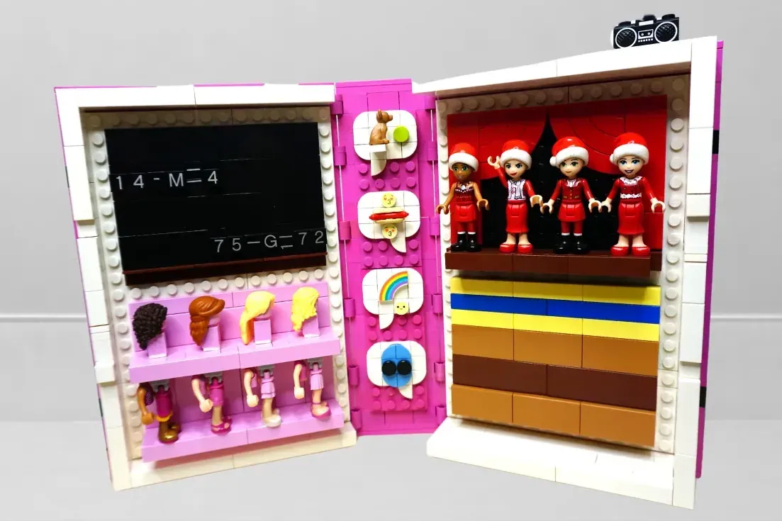 Mean Girls’ Burn Book | LEGO® Ideas