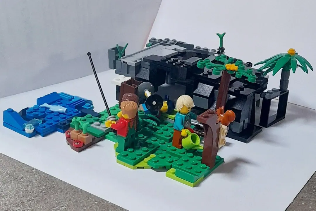 The Cave | LEGO® Ideas