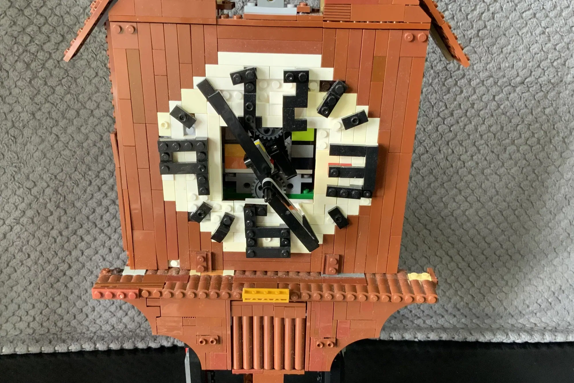 Motorized Antique Cuckoo Clock | LEGO® Ideas