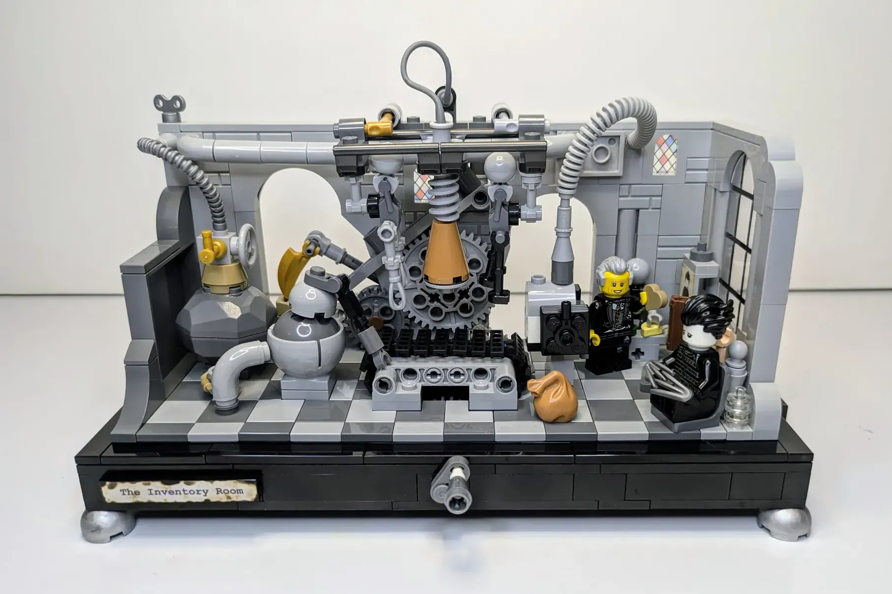 Edward Scissorhands Inventory Room (Functioning Diorama) | LEGO® Ideas