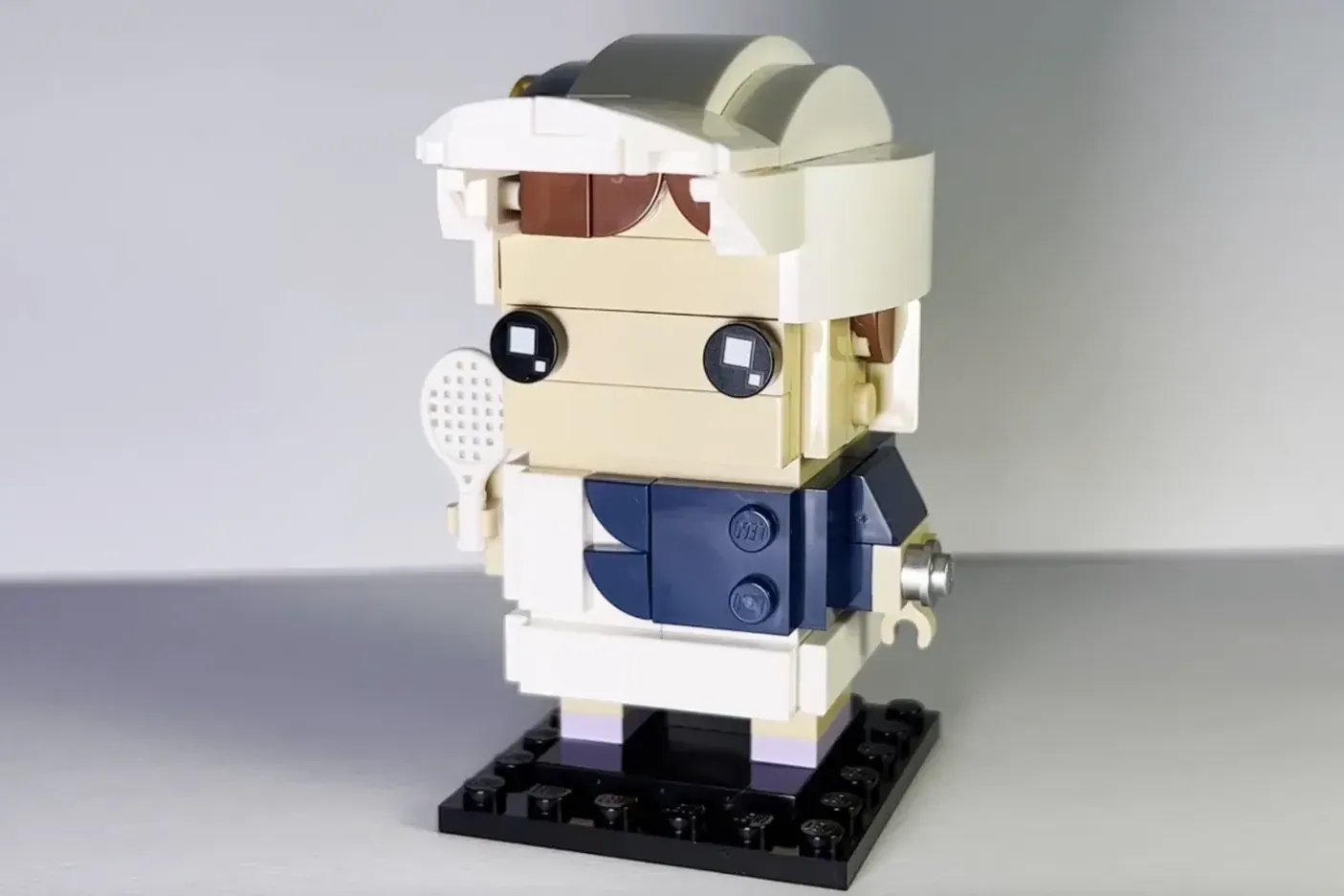 Iga Świątek BrickHeadz | LEGO® Ideas