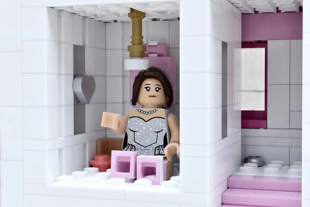 Ariana Grande: 7 Rings Music Video | LEGO® Ideas